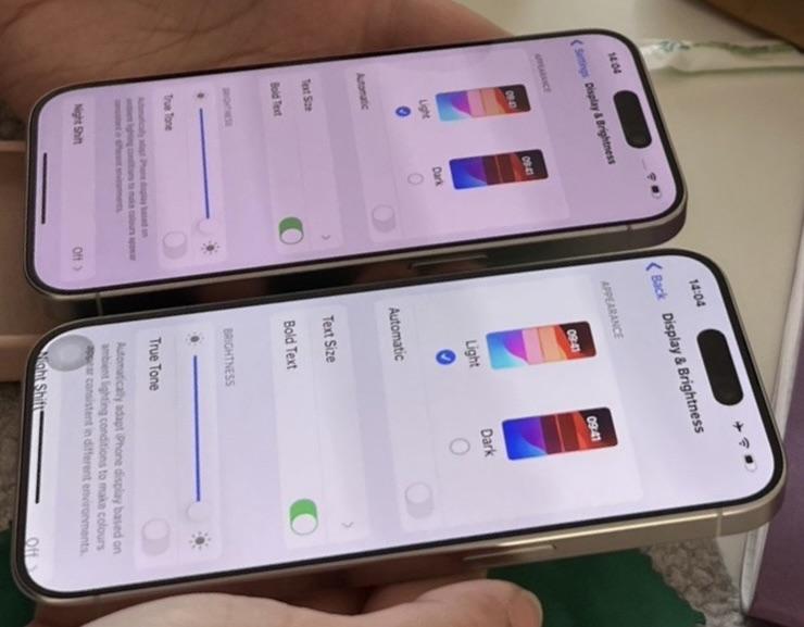 Is either normal? | Scrolller