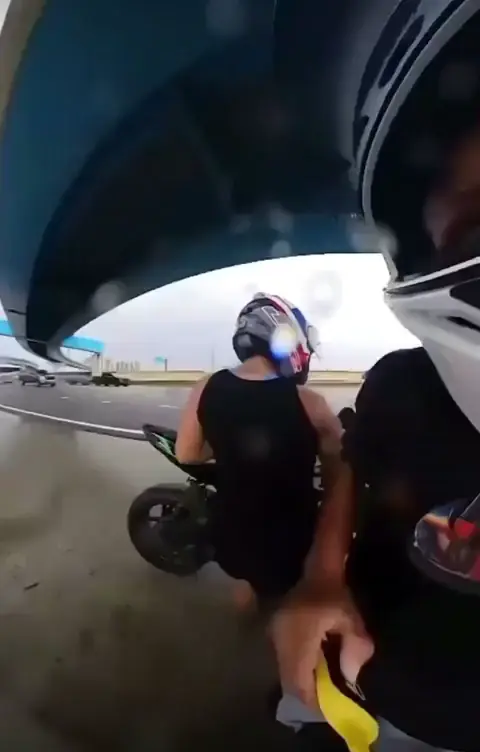 Holy Shit!!! | Scrolller