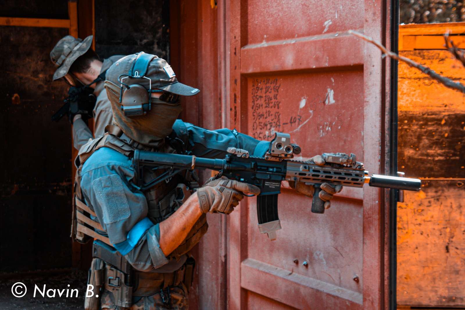 Escape from Tarkov USEC Loadout | RAID Series Inspired | Scrolller