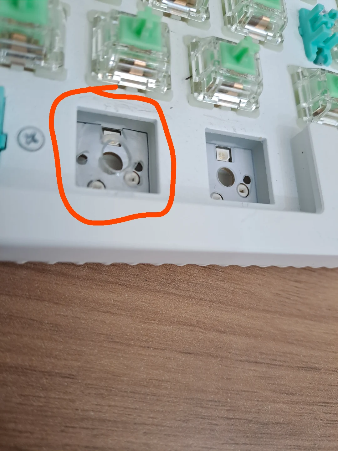 I have Nuphy Halo 96 my right alt key suddenly stopped working. | Scrolller