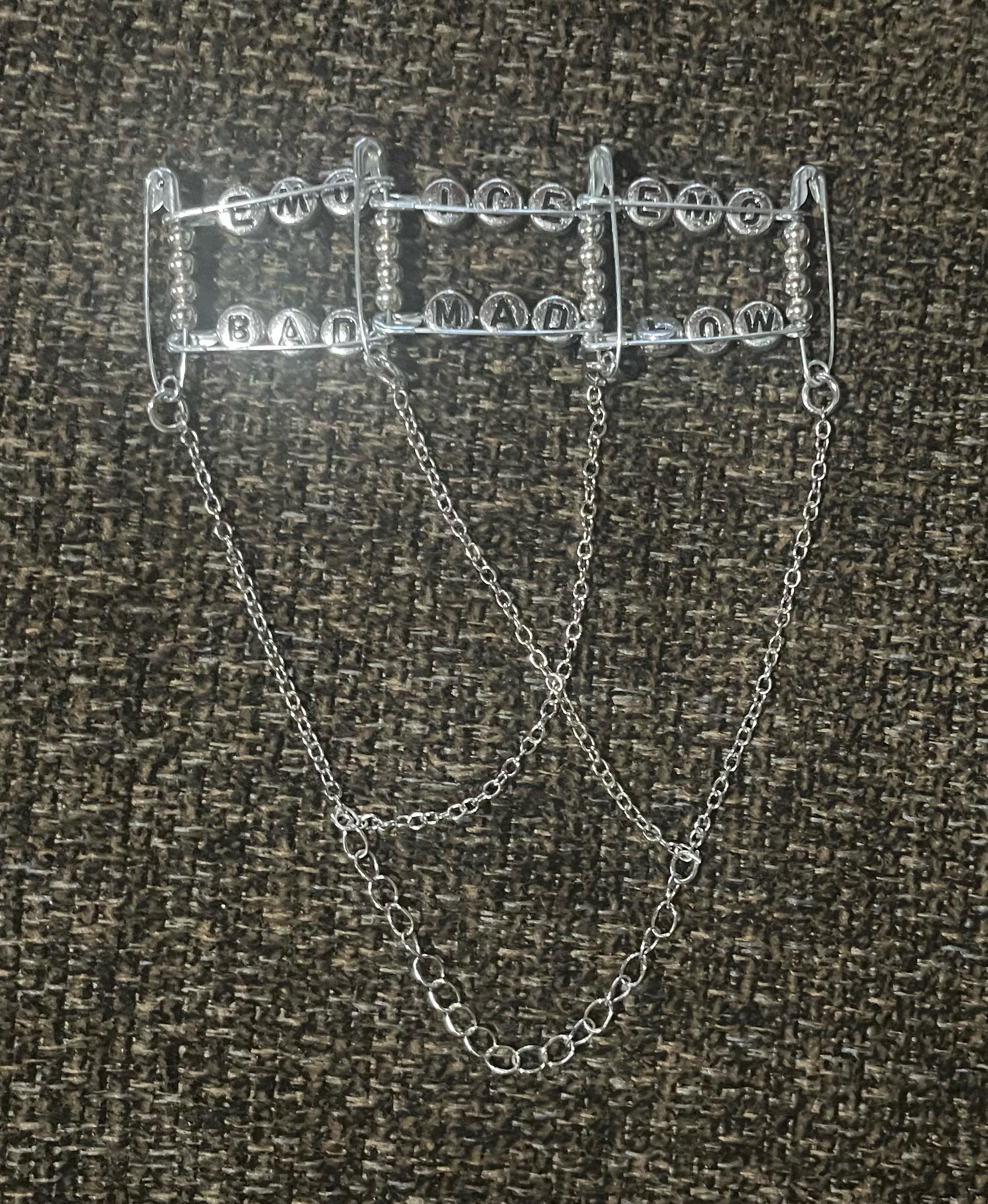 I made a jacket pin out of safety pins and chains! ⛓️ 🧷 | Scrolller