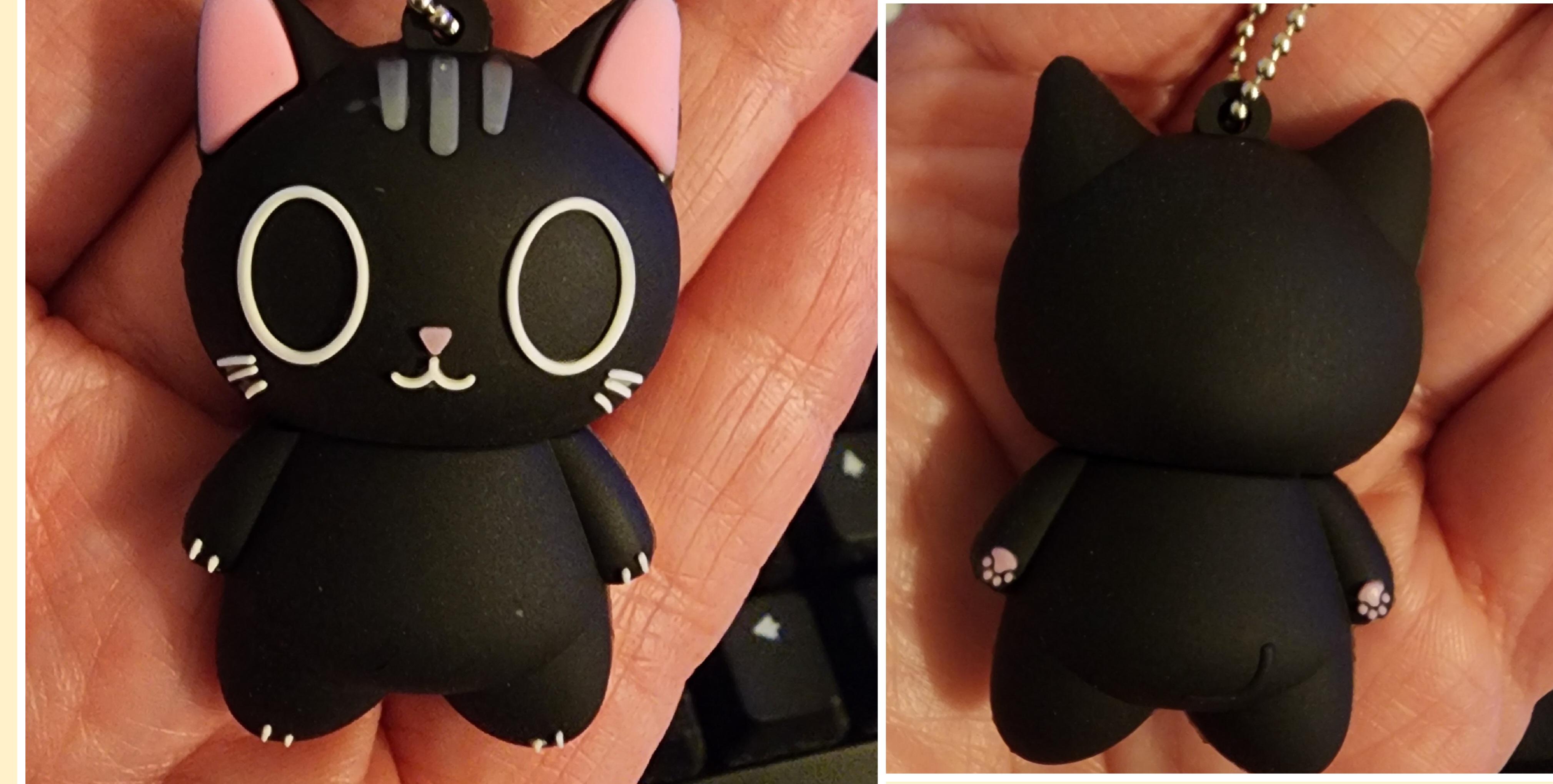 I ordered this cute usb drive and was not prepared for the beans! | Scrolller