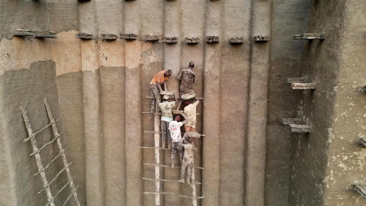 I trust this ladder | Scrolller