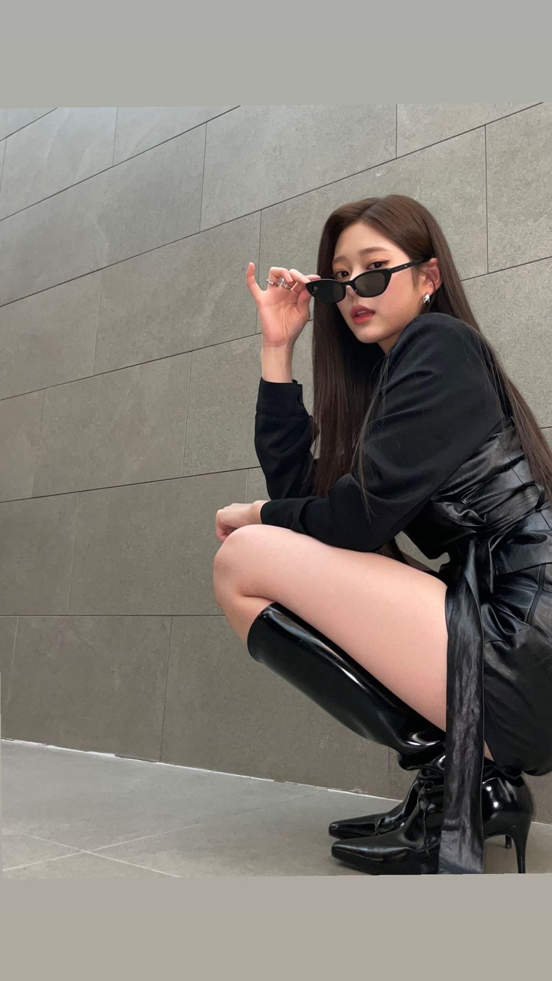 220319 - Kim Minju Instagram Story Update | Scrolller