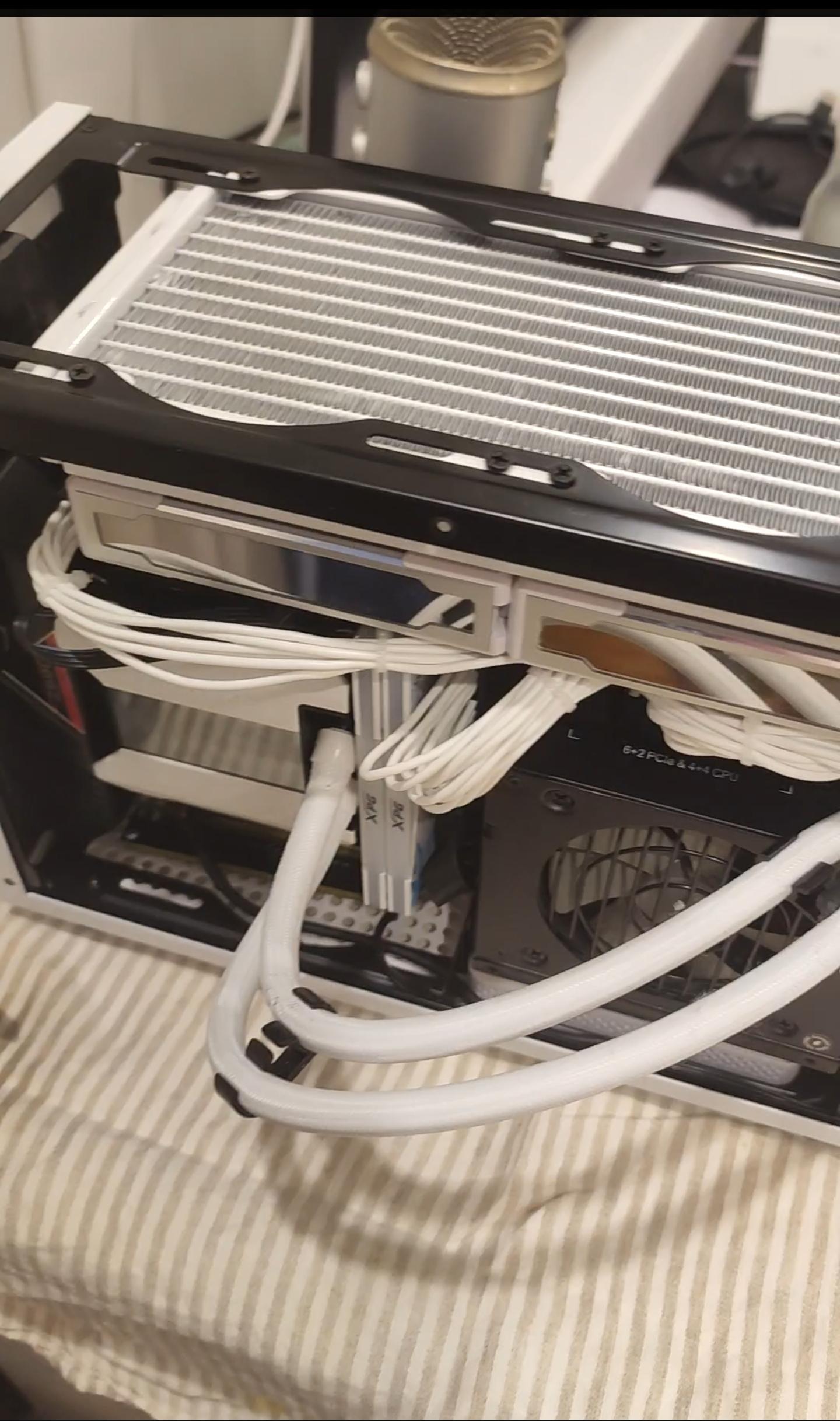 Black & White Unite! Frankenstein Build (First PC/SFF Build...V2): Mechanic Master C28 Aero ...