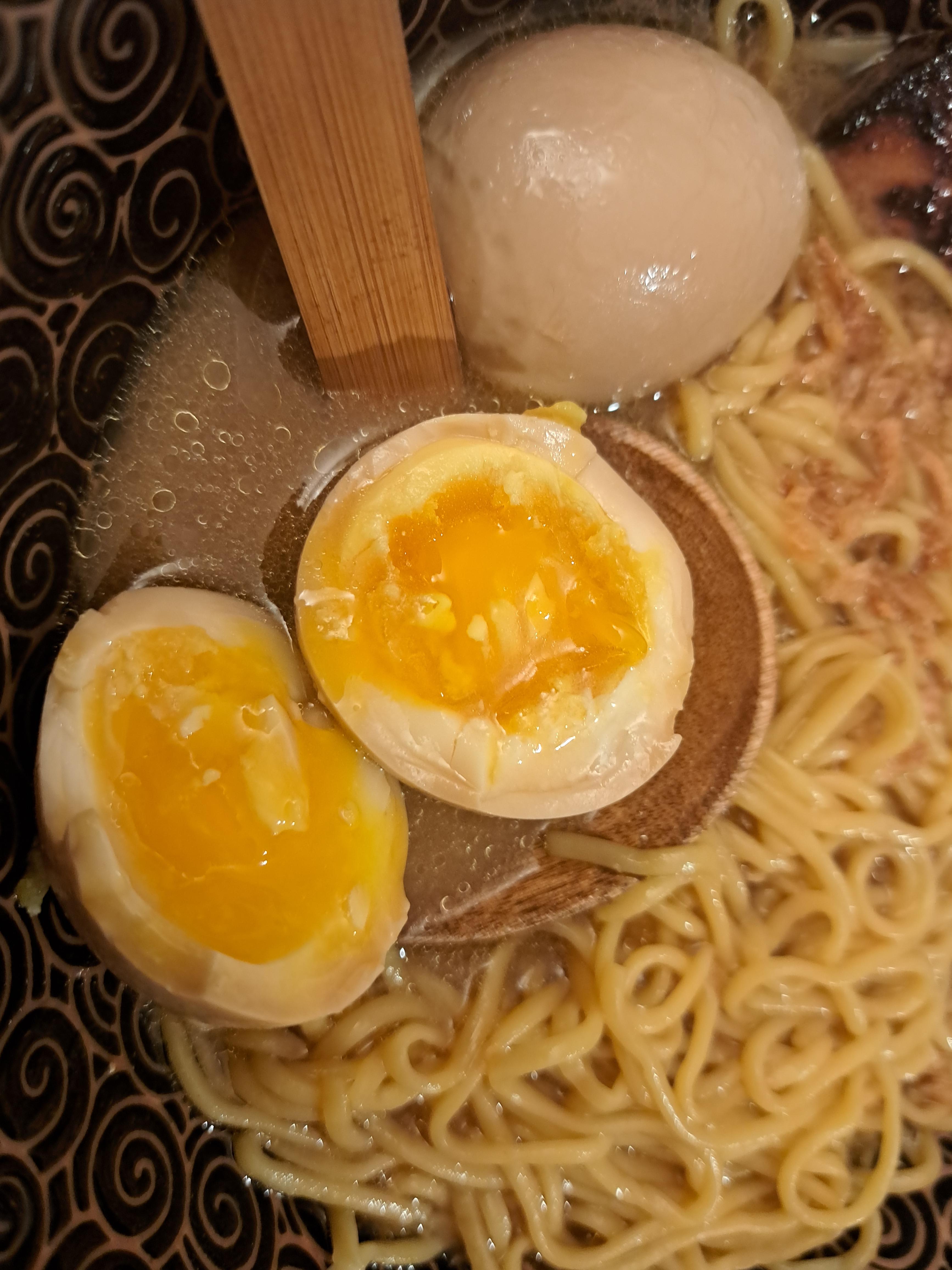 Simple Miso Ramen, first time I got perfect eggs | Scrolller