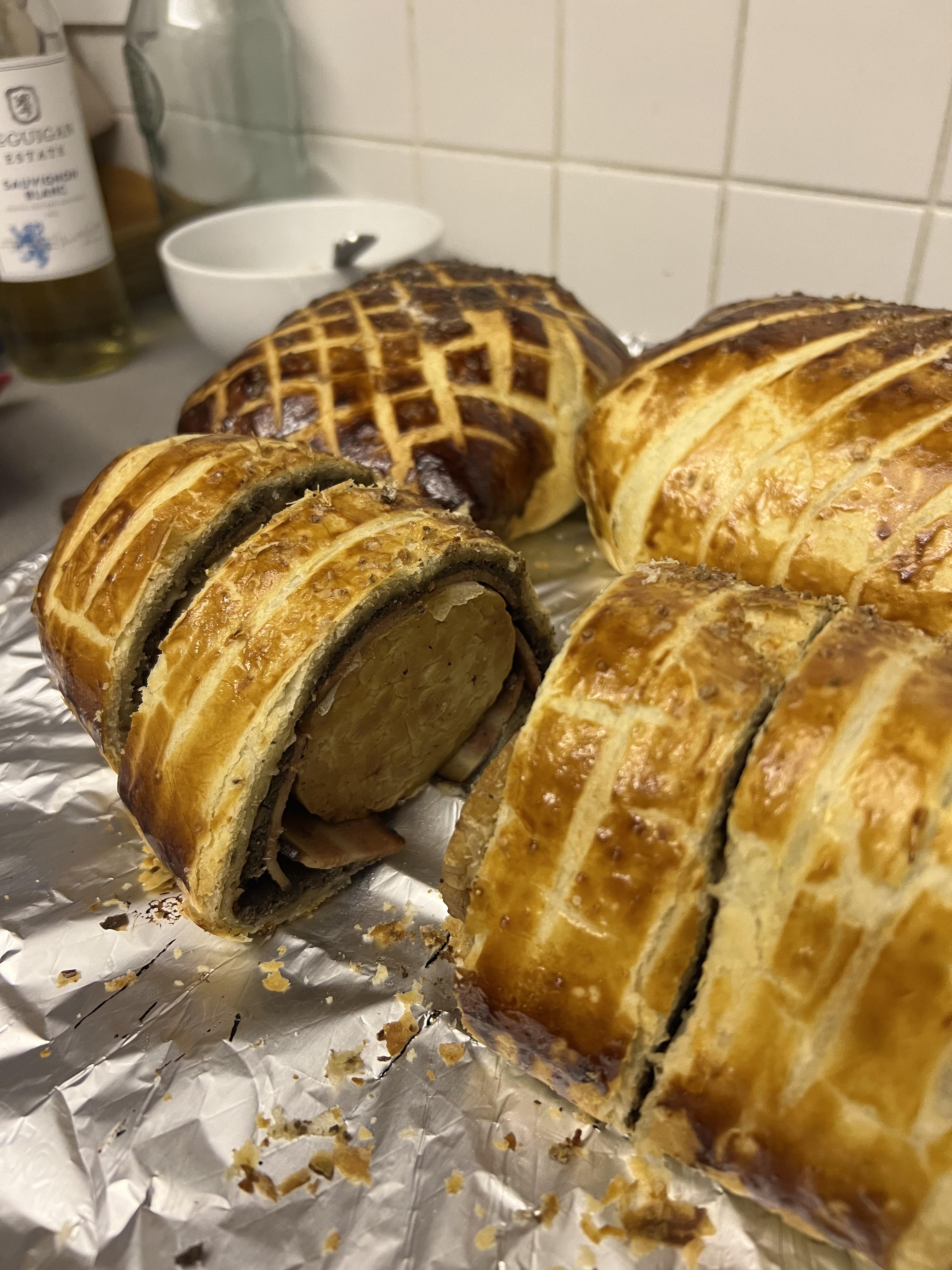 Wellington Trio - Filet, Brisket, Tempeh [Homemade] | Scrolller