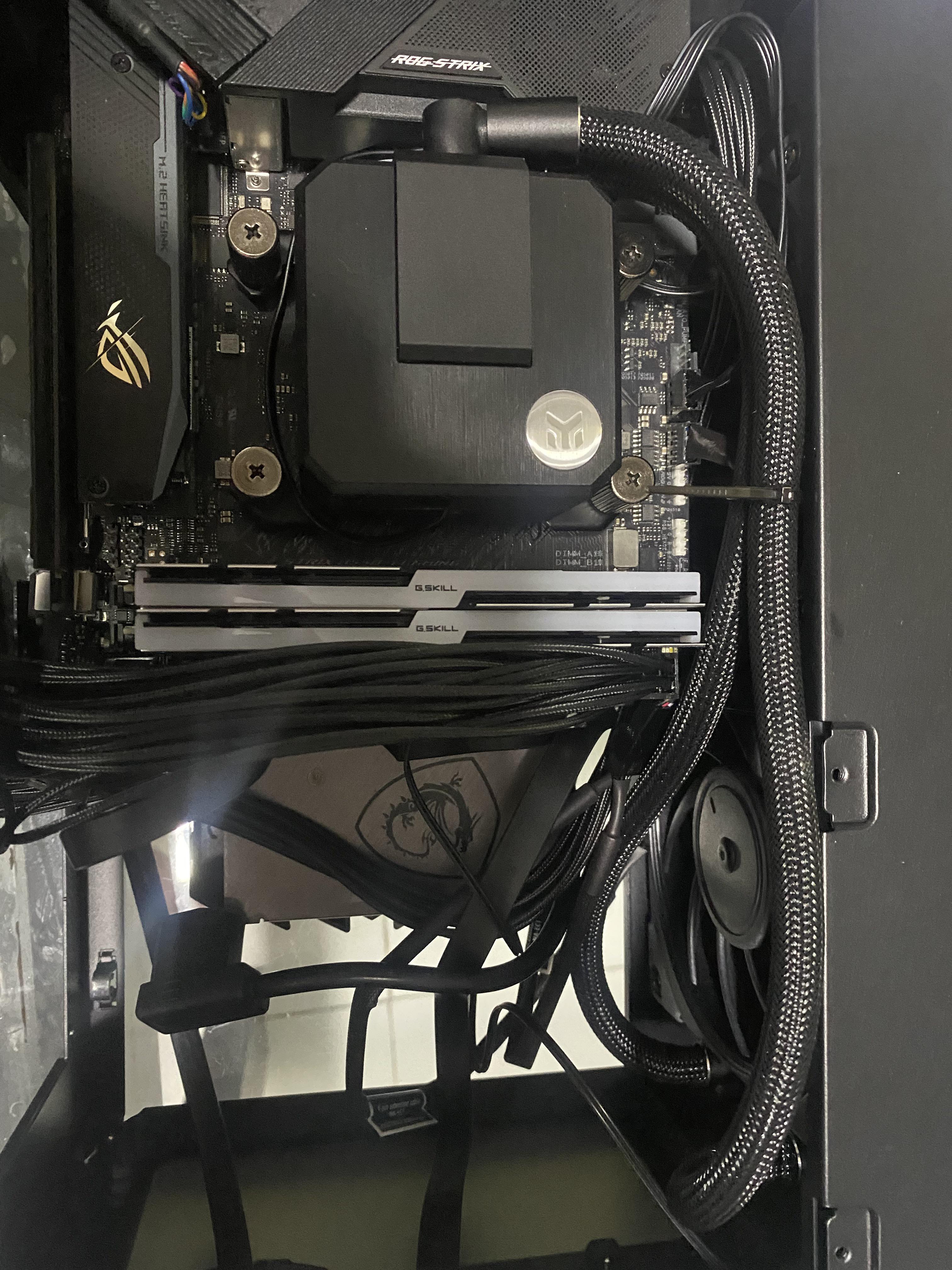 Lian Li A4 H2O - Build Help | Scrolller