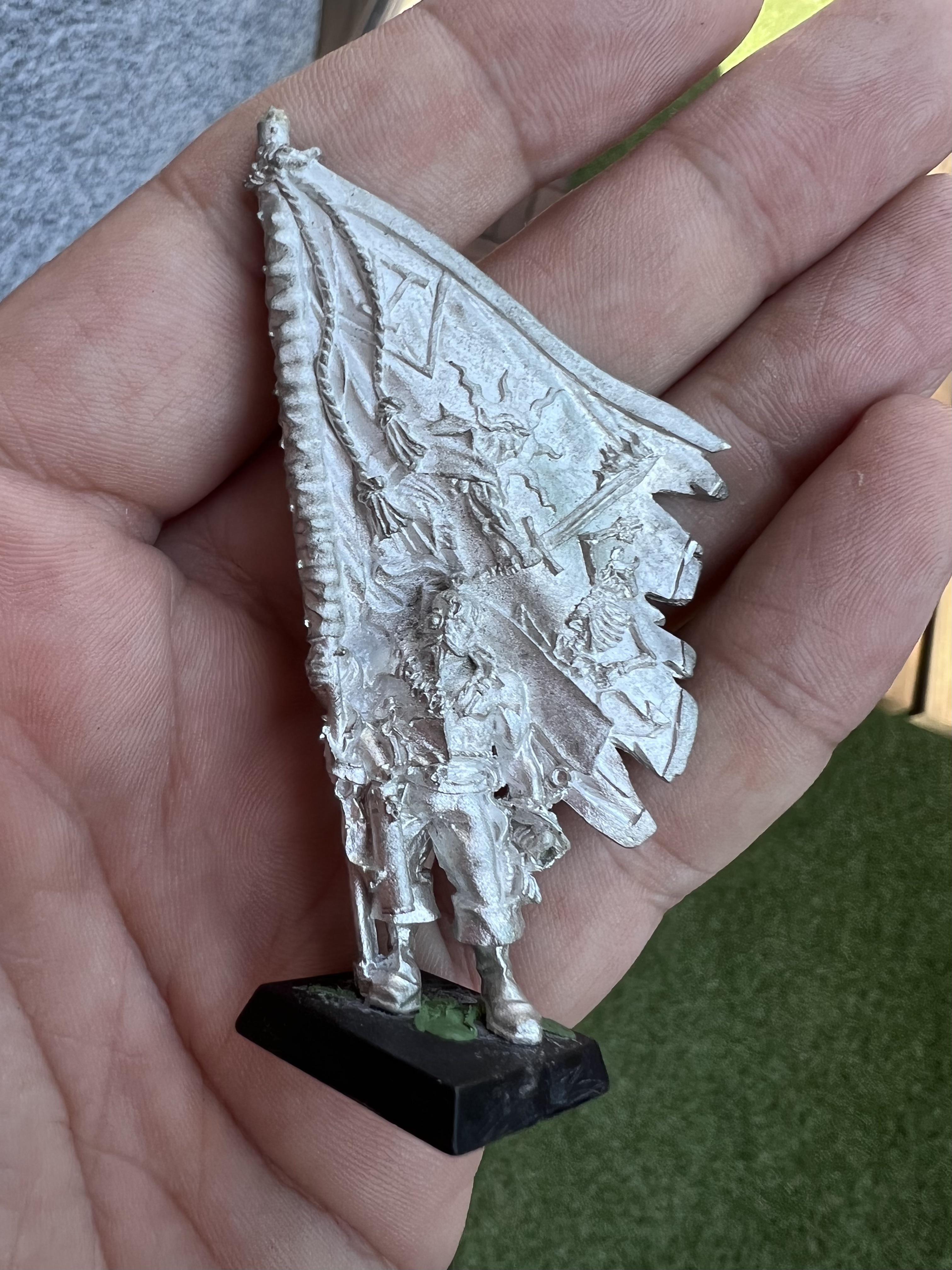 Know this mini? Just picked him up today and can’t find anything after ...