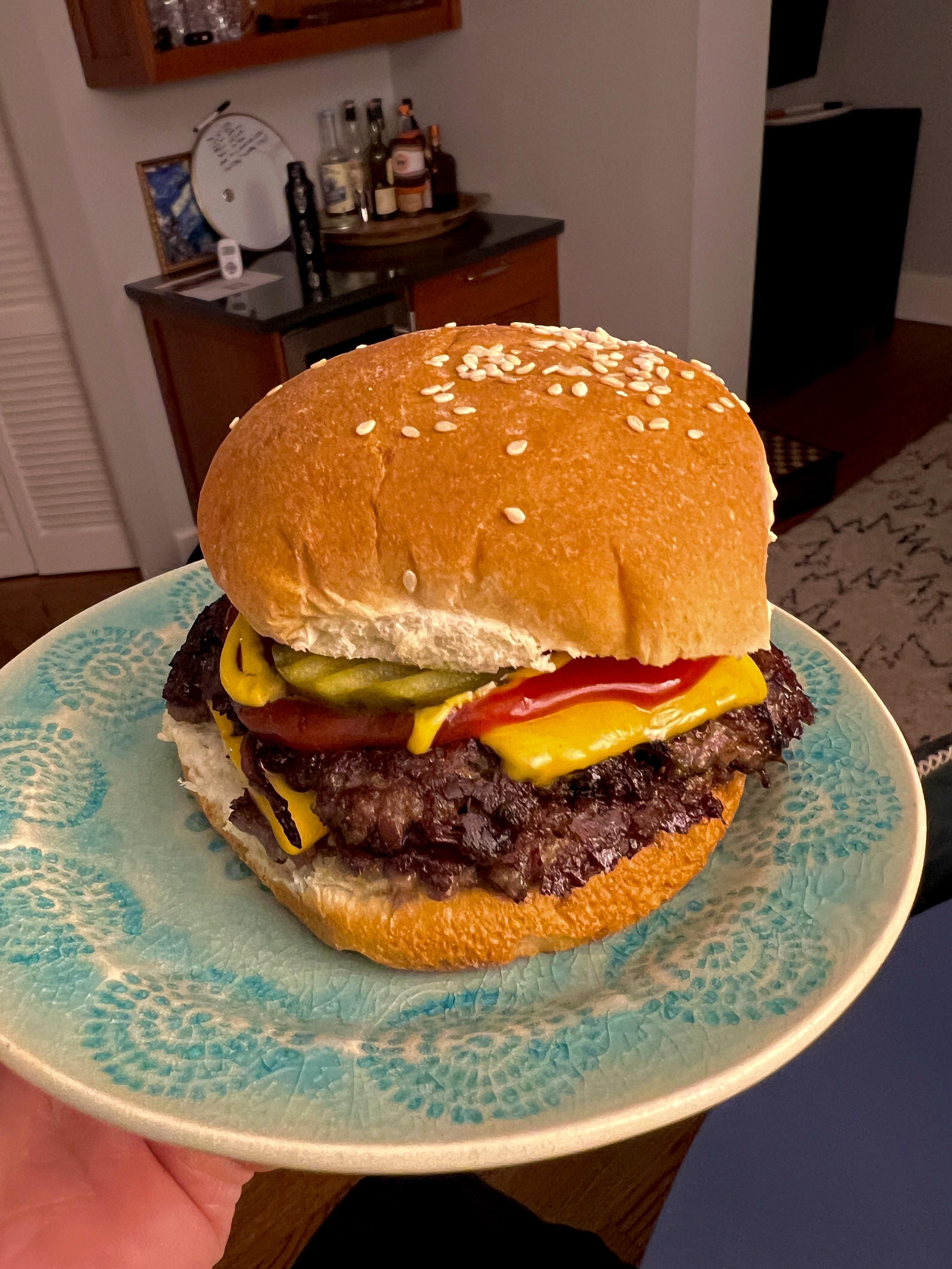 [homemade] smash burger | Scrolller