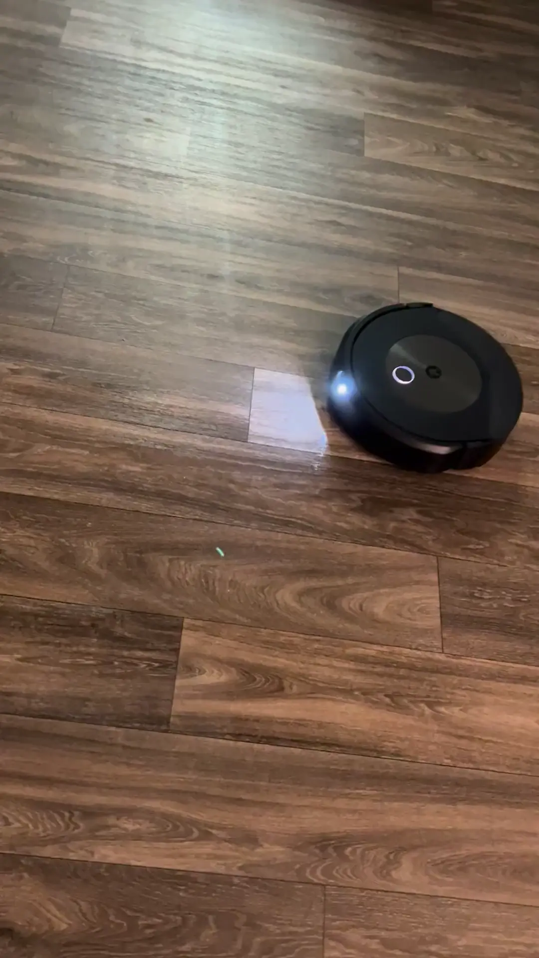 IRobot j9+ combo Multi surface brush weird Noise. New unit | Scrolller