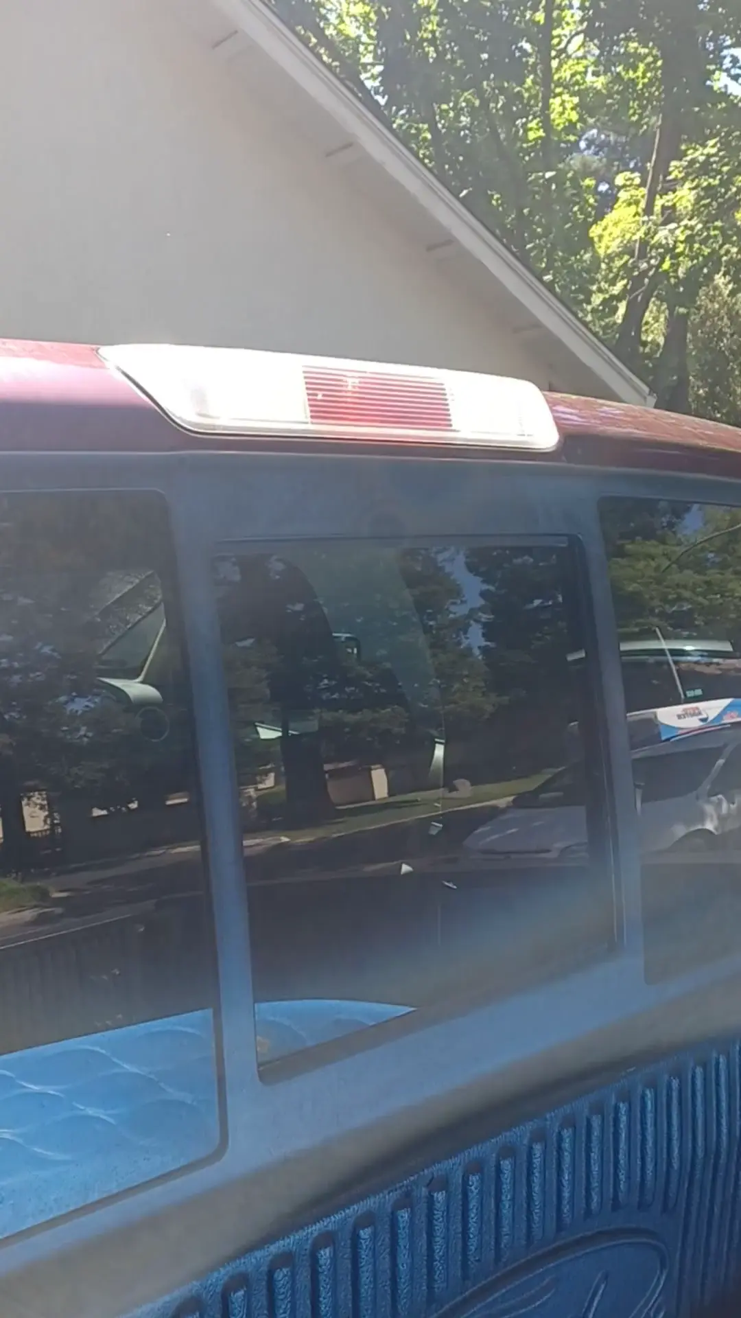 Is this normal? | Scrolller