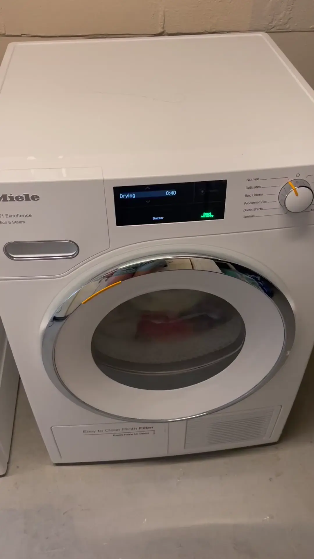 Issue with T1 Excellence dryer | Scrolller