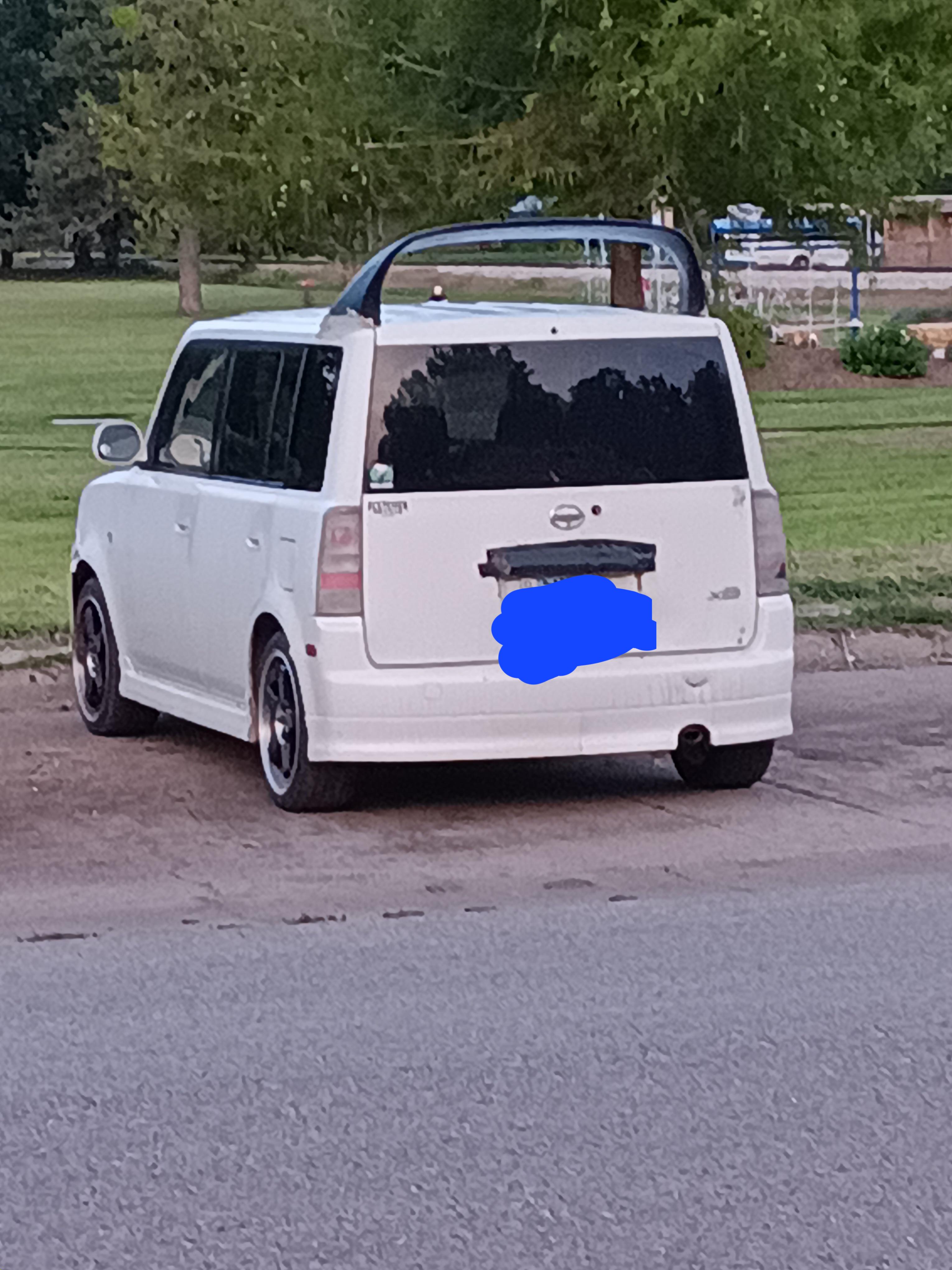 It's taped on | Scrolller