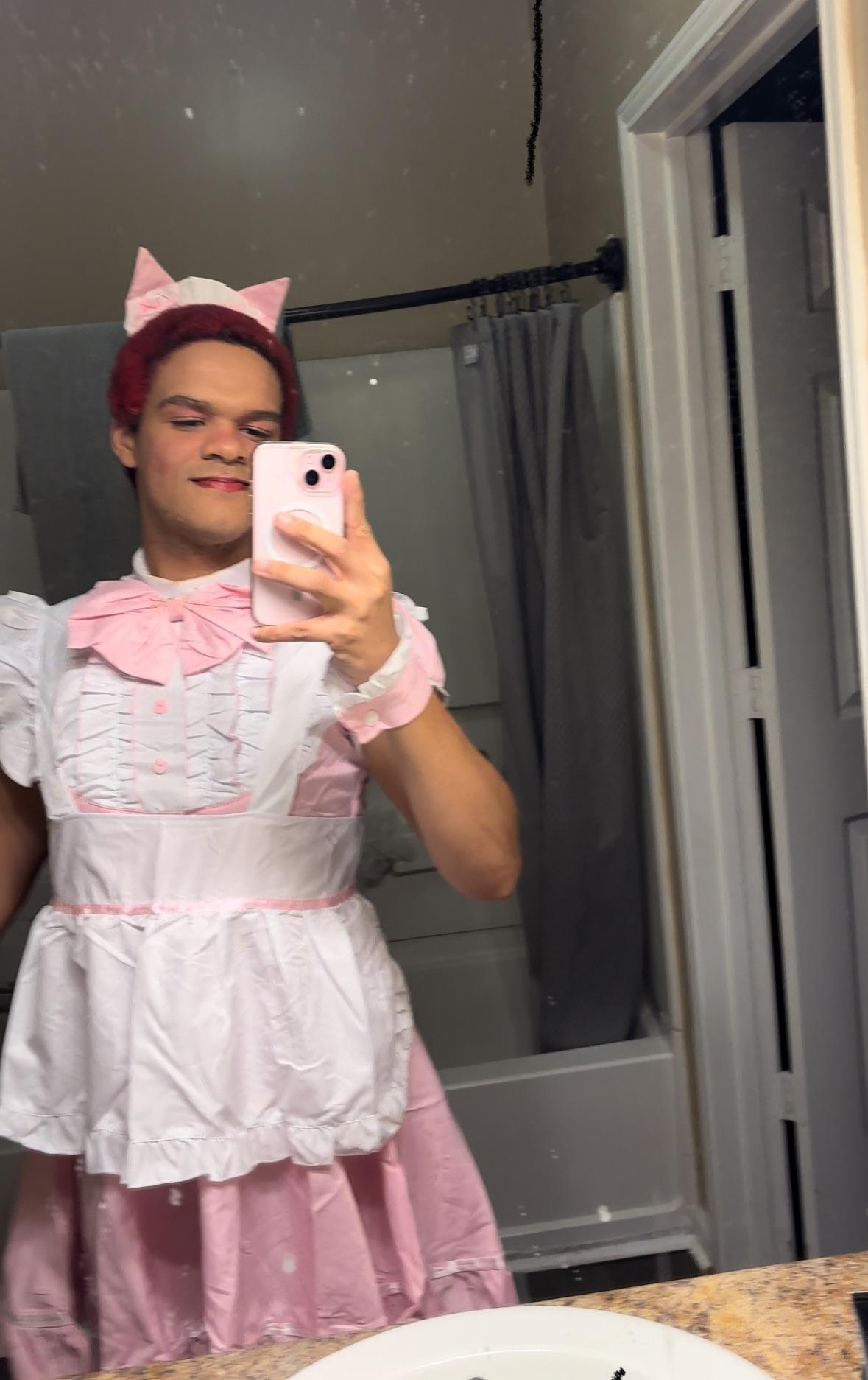 First time dressing up for Halloween | Scrolller