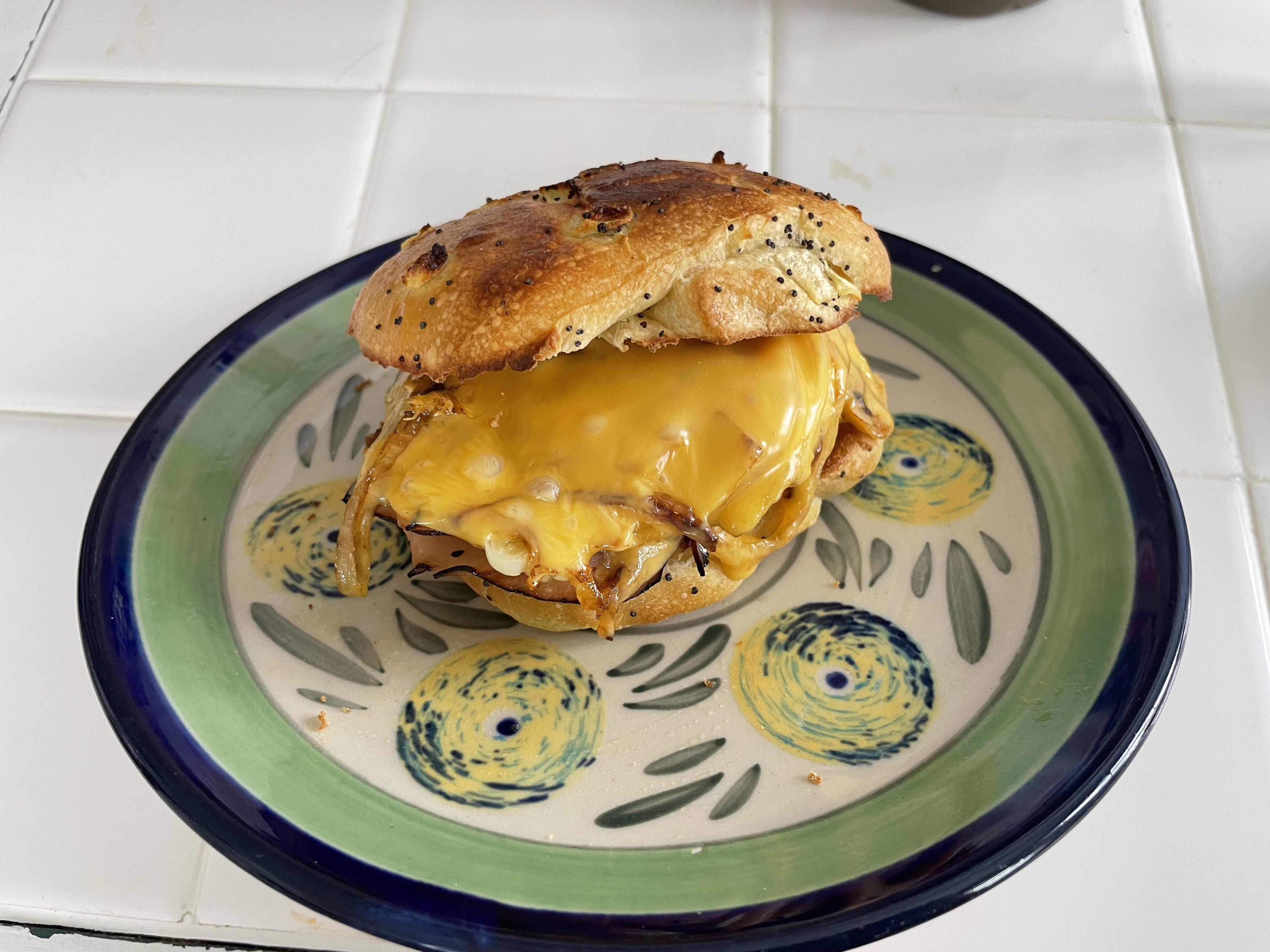 [homemade] ham, egg, n’ cheese | Scrolller