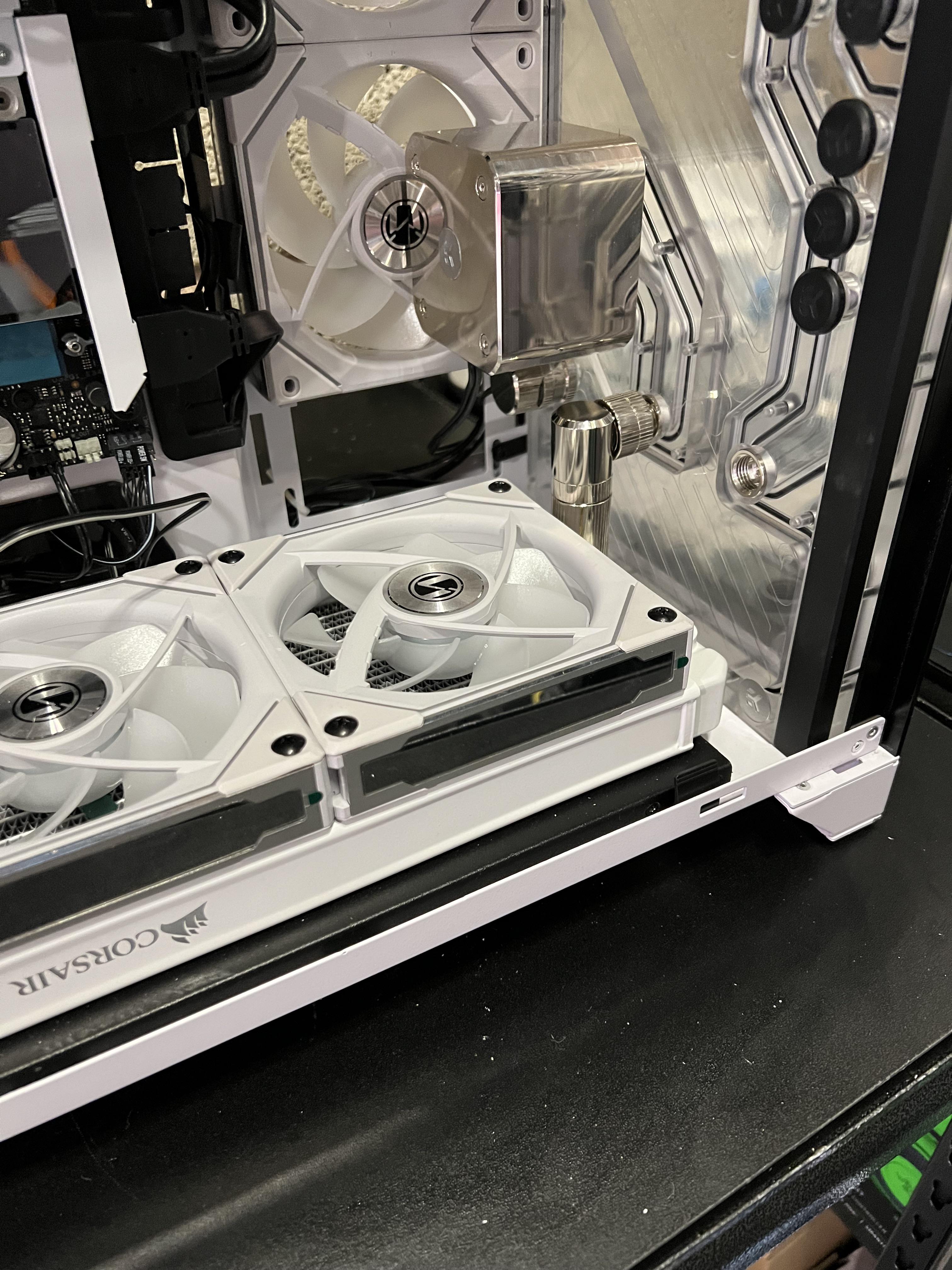 Any tips on how to screw a male to male fitting on the distro? | Scrolller