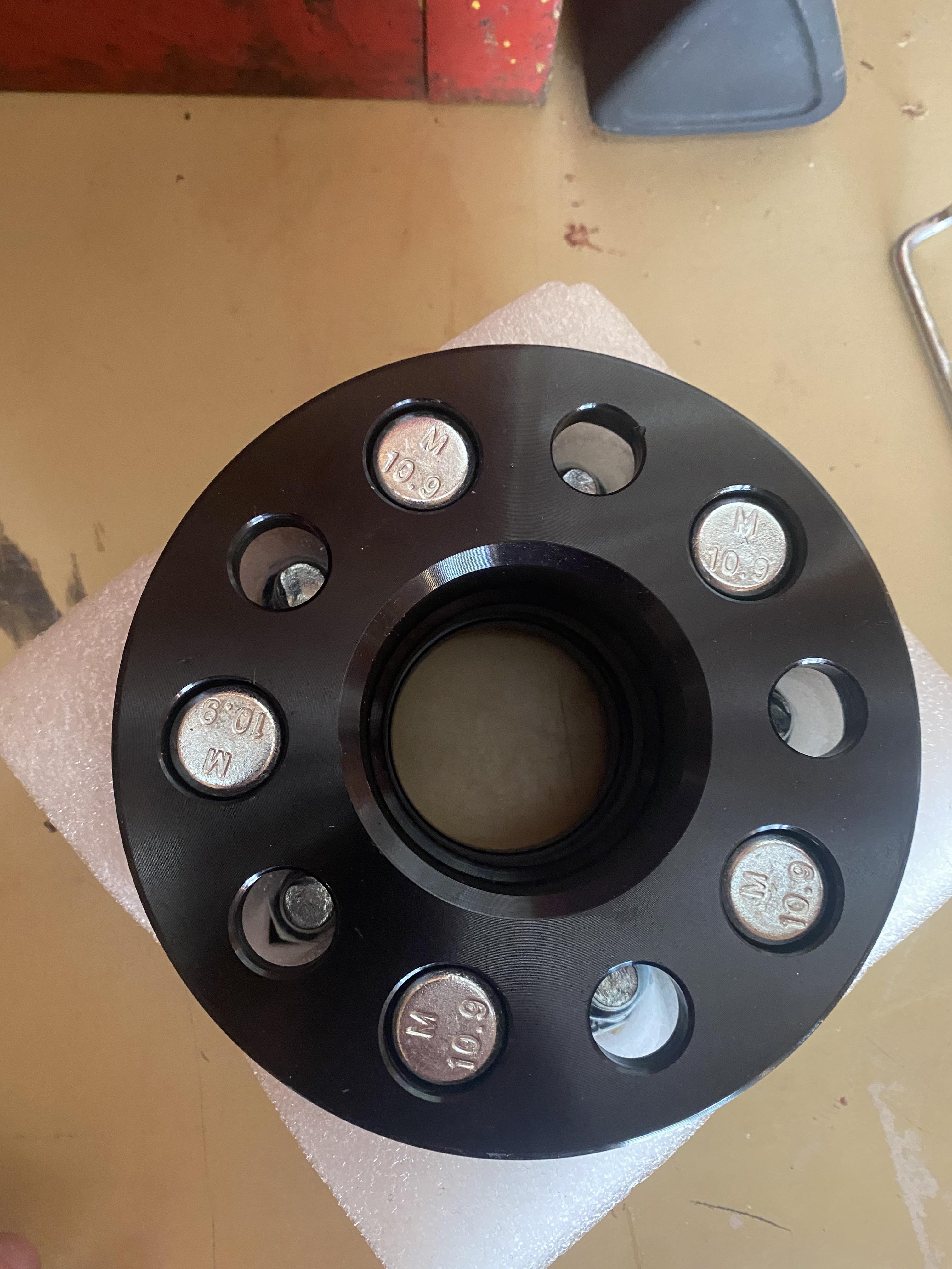 Help identifying parts | Scrolller