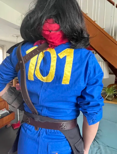 Lone Wanderer cosplay from Fallout 3 ! | Scrolller