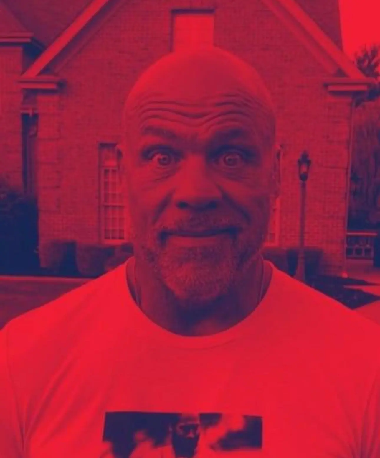 James staring into my soul while I load the save file | Scrolller