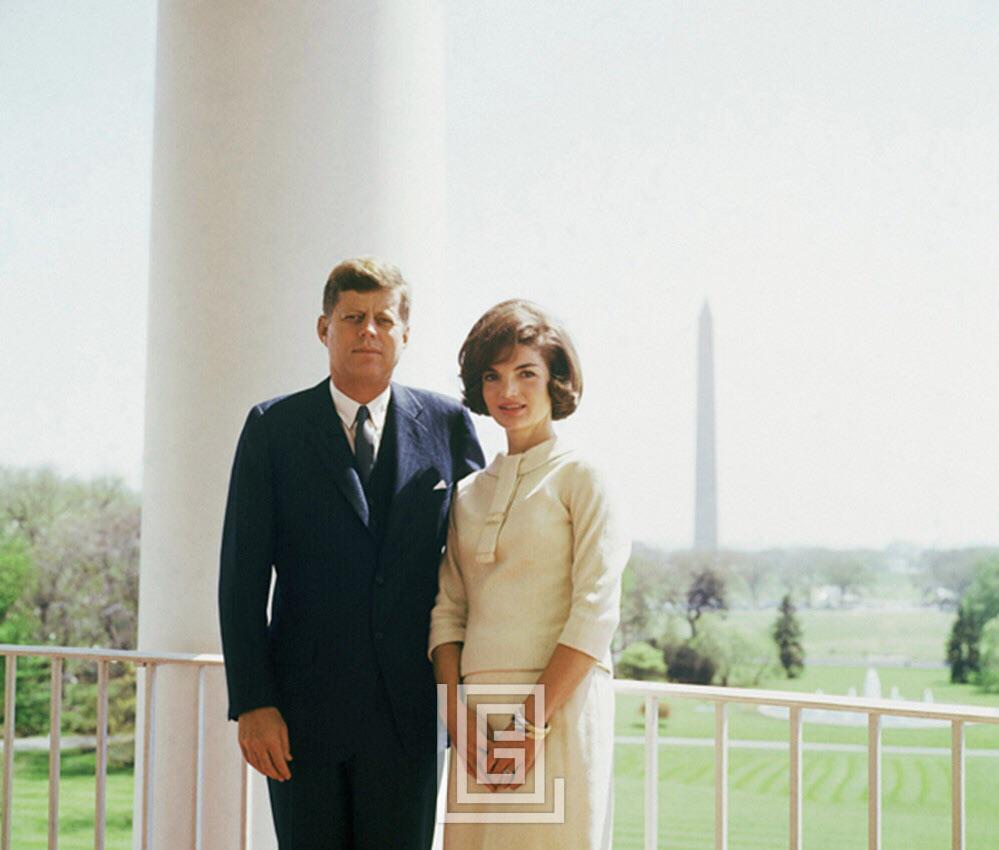 JFK & Jackie on the balcony of the White House, 1961. | Scrolller