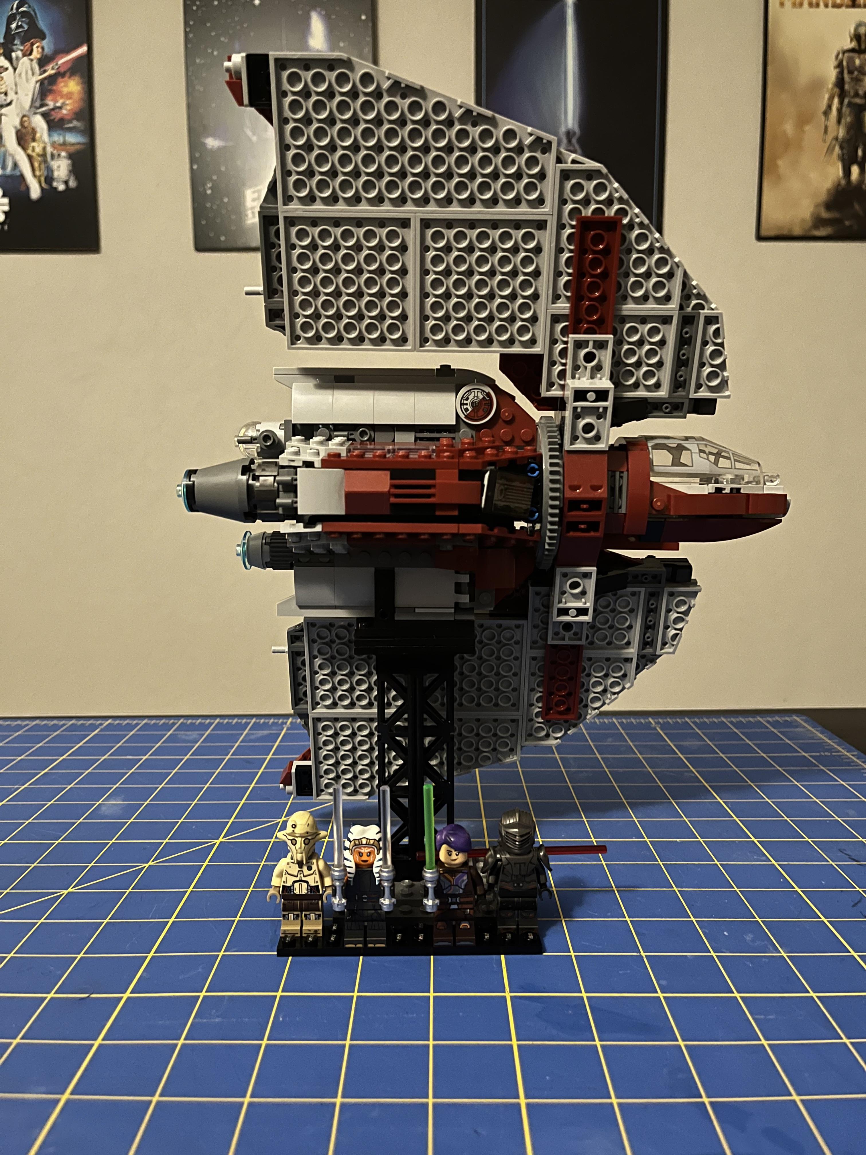Stand I made for the T-6 shuttle | Scrolller