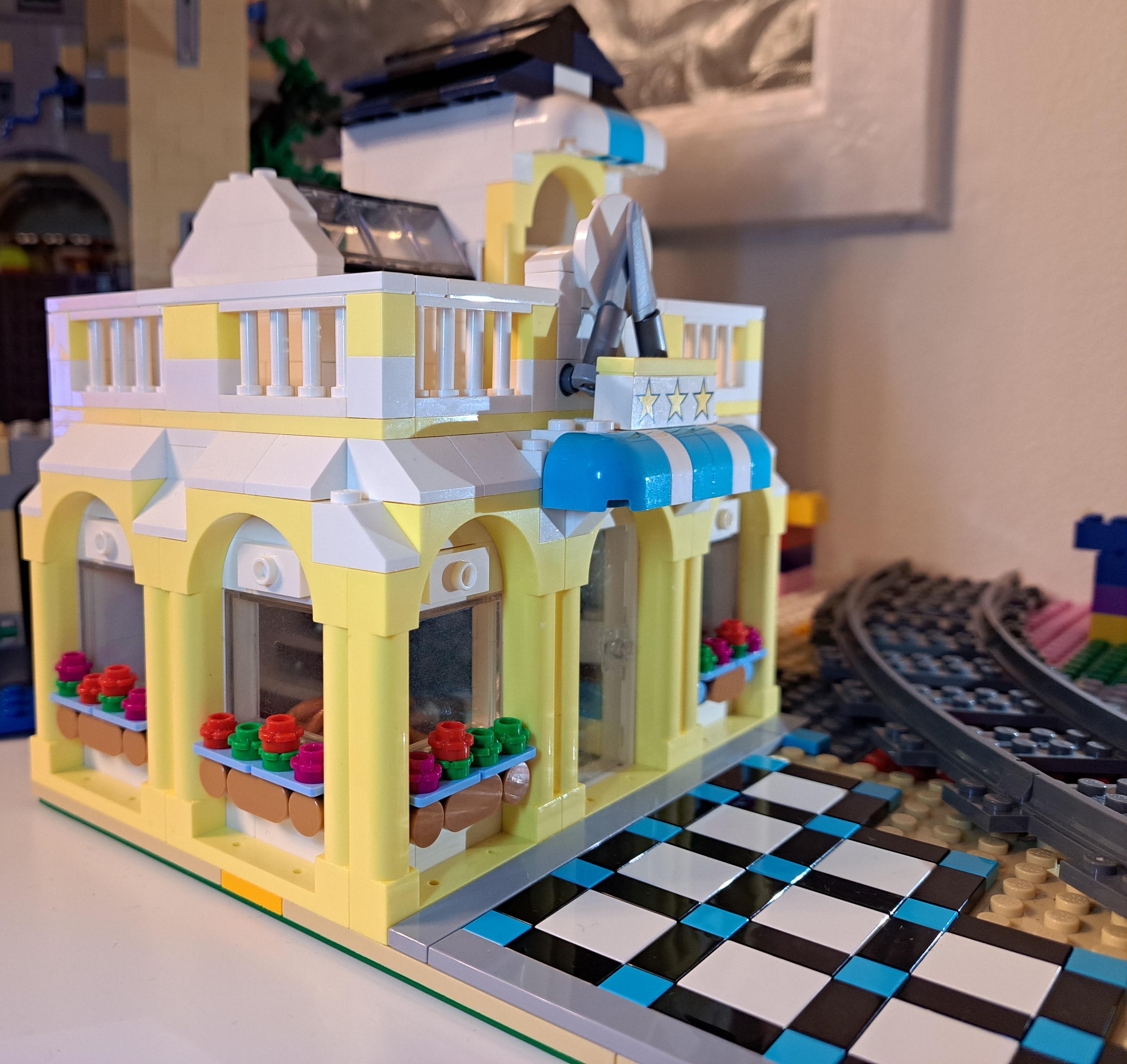 WIP on a restaurant | Scrolller