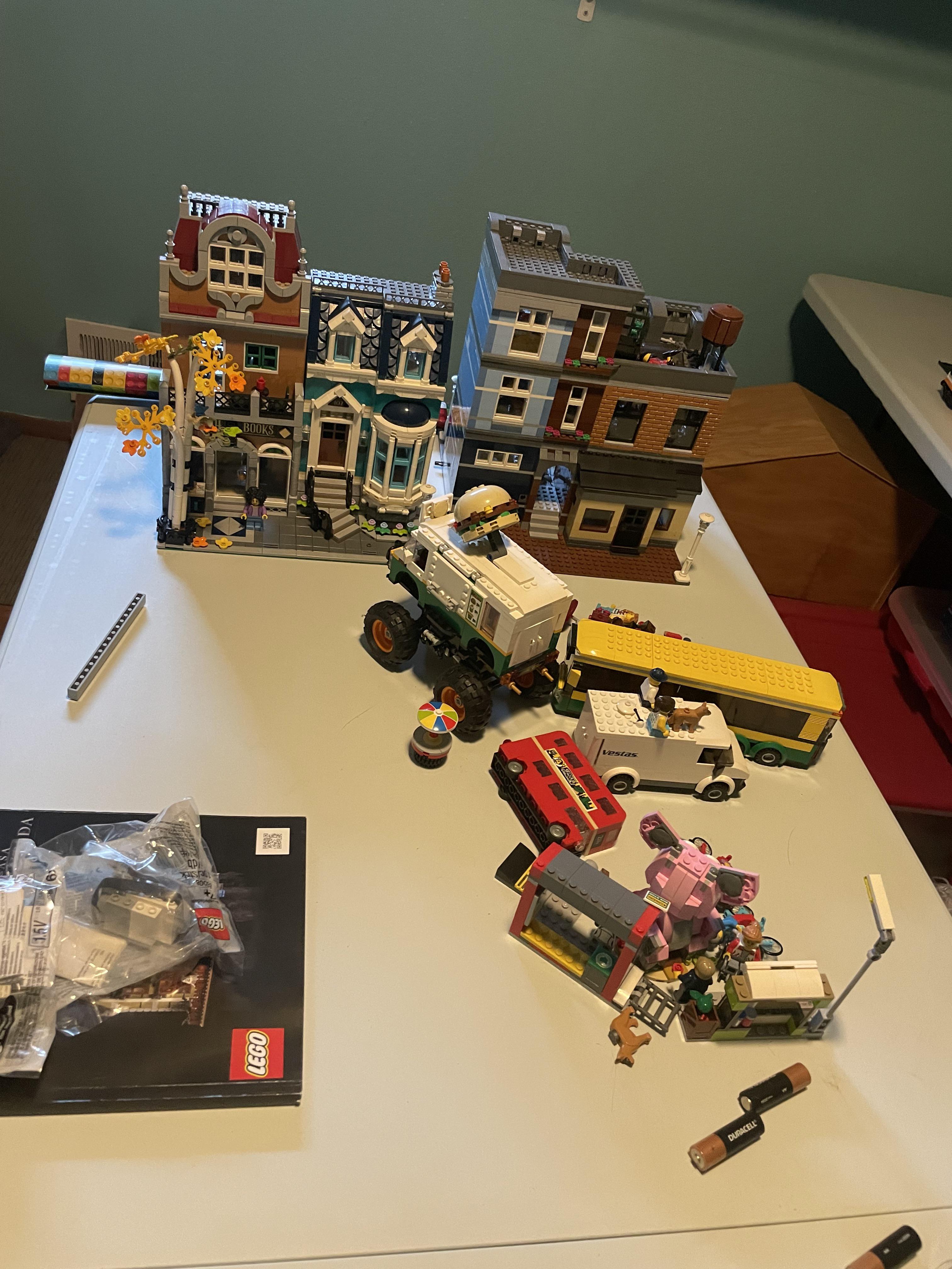 This is my mom. My mom likes legos | Scrolller