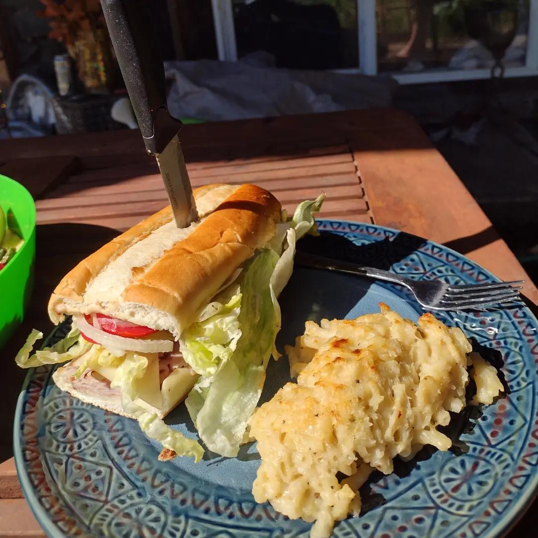 [I ate] Sandwiches, Fruits and Vegetables. | Scrolller