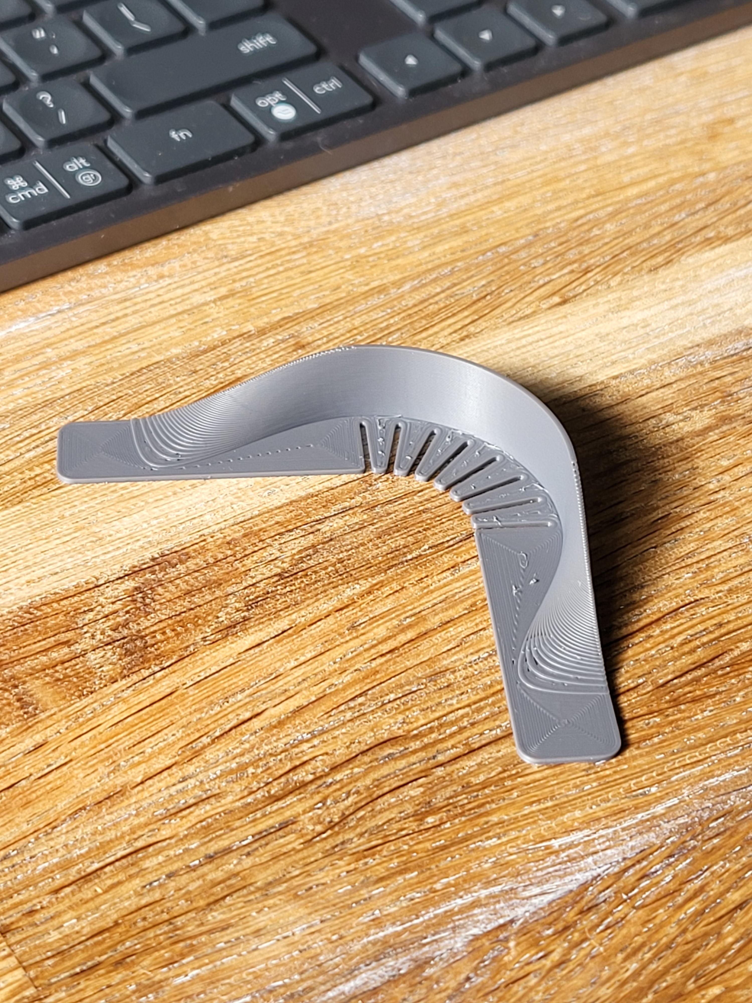 Ledstrip internal corner guide | Scrolller