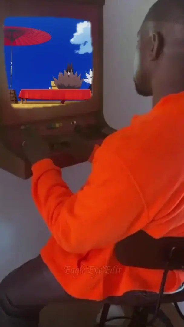 Kanye's Favorite Waifus | Scrolller