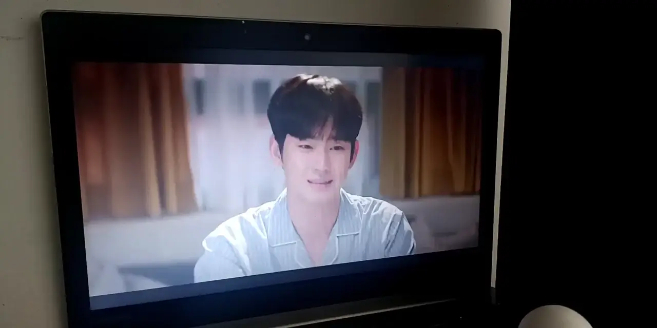 Kdrama fan cries. | Scrolller