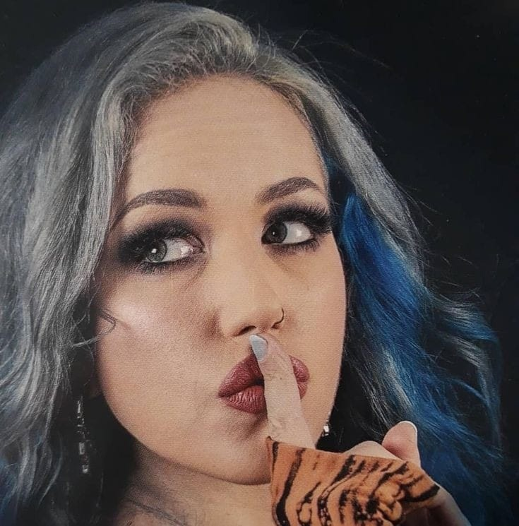 Keep quiet | Scrolller