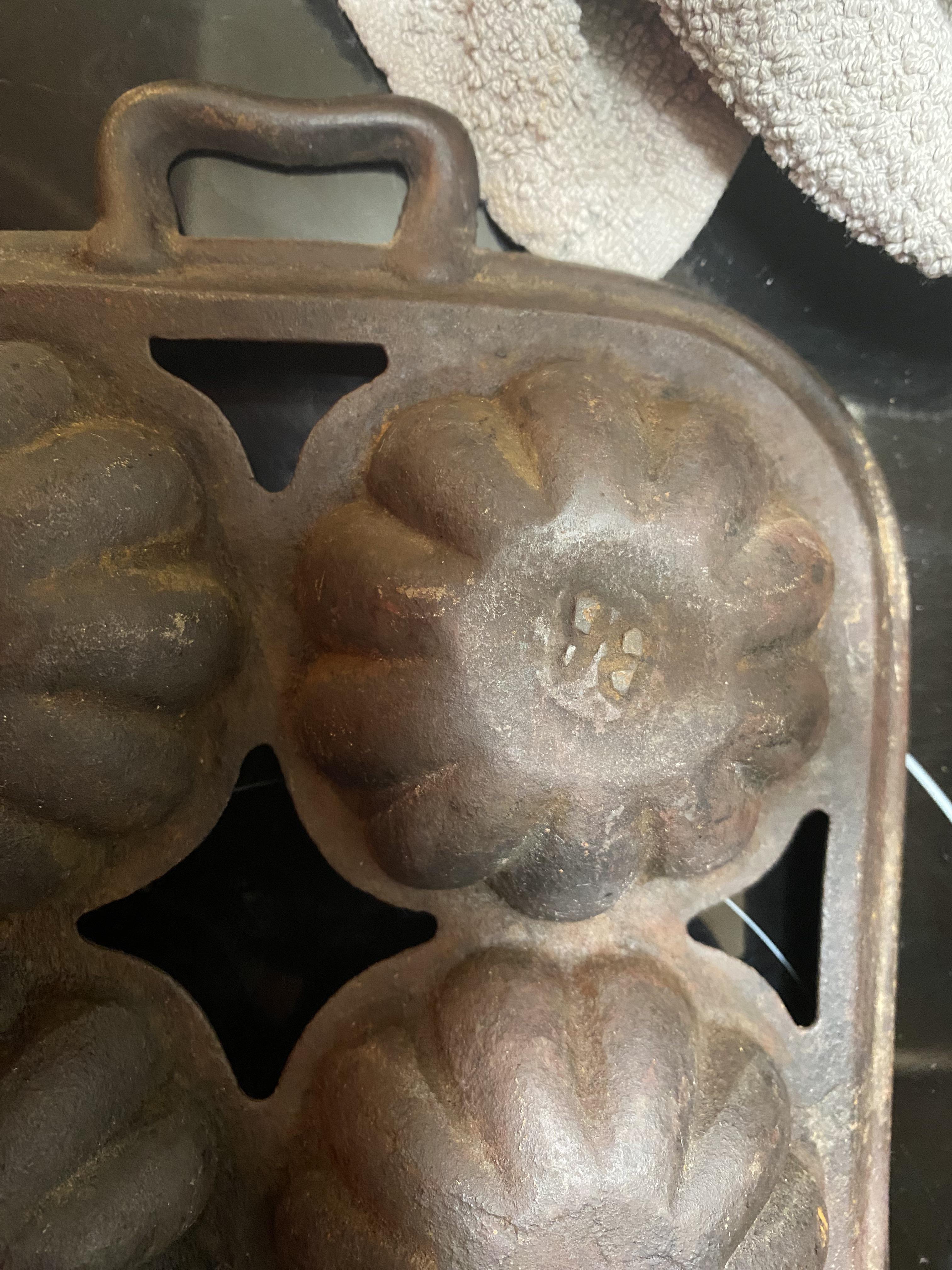 Help Identifying unmarked Turks head pan | Scrolller