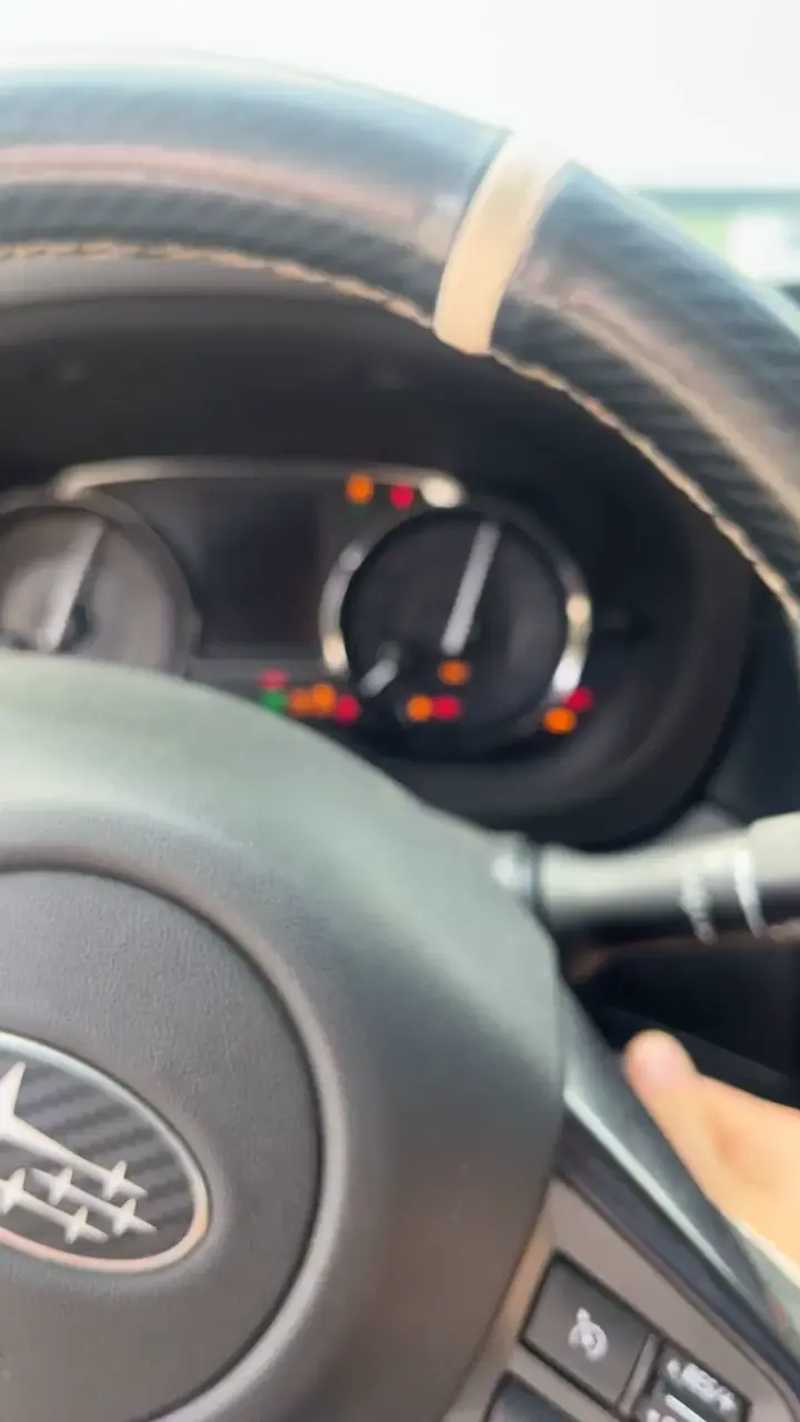 Knocking noise, can anyone help? | Scrolller