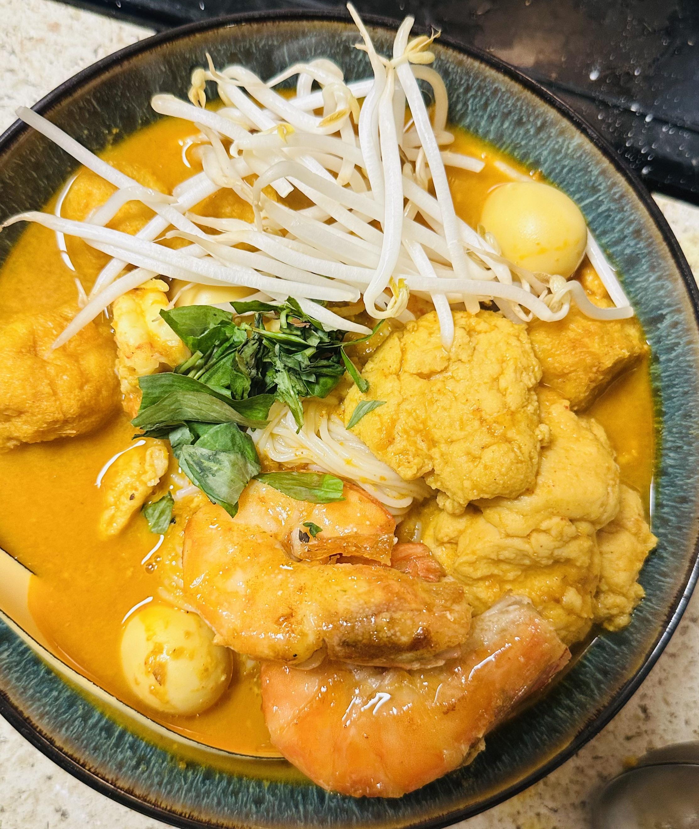 [homemade] Curry Laksa | Scrolller