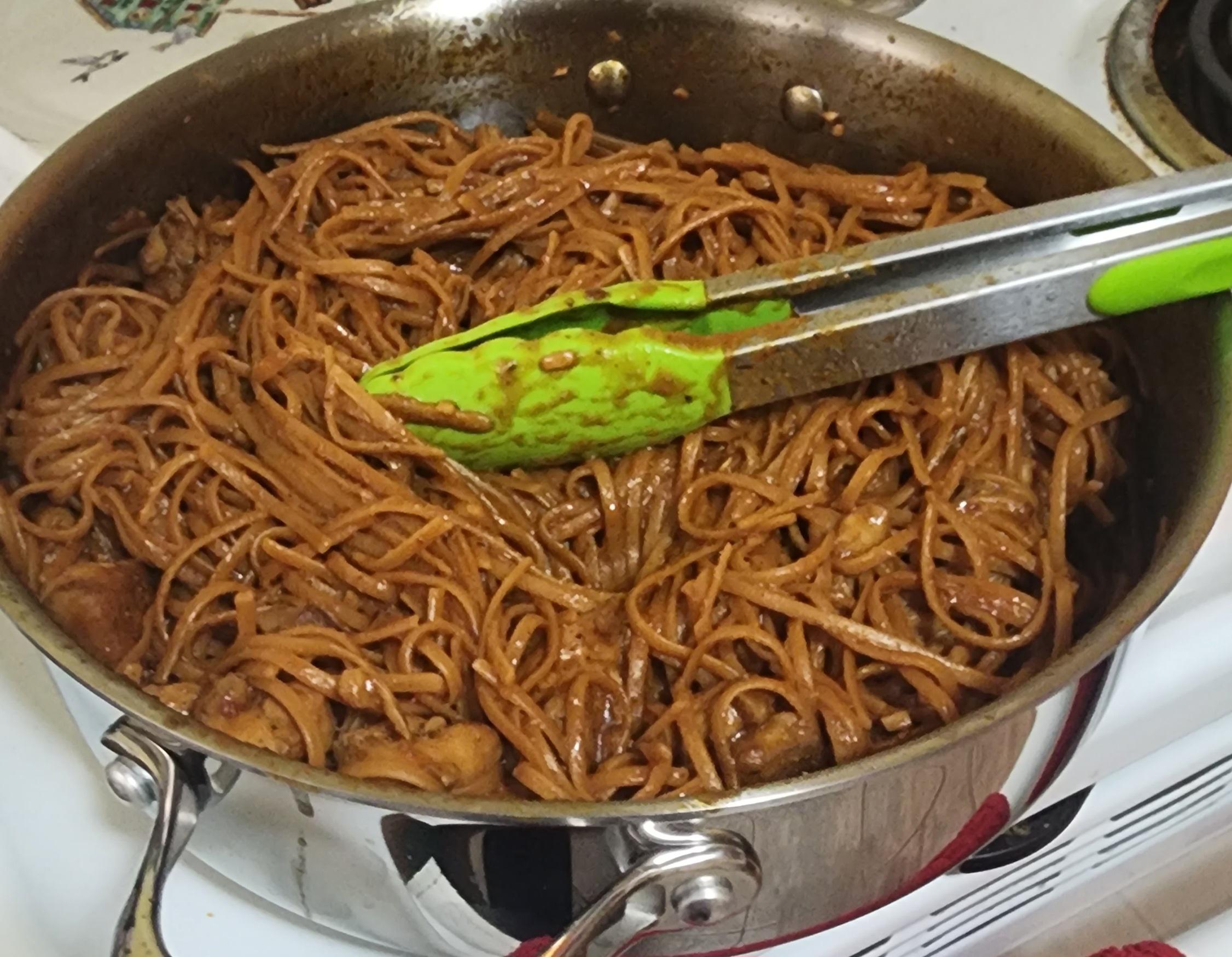 Gochujang miso noodles | Scrolller