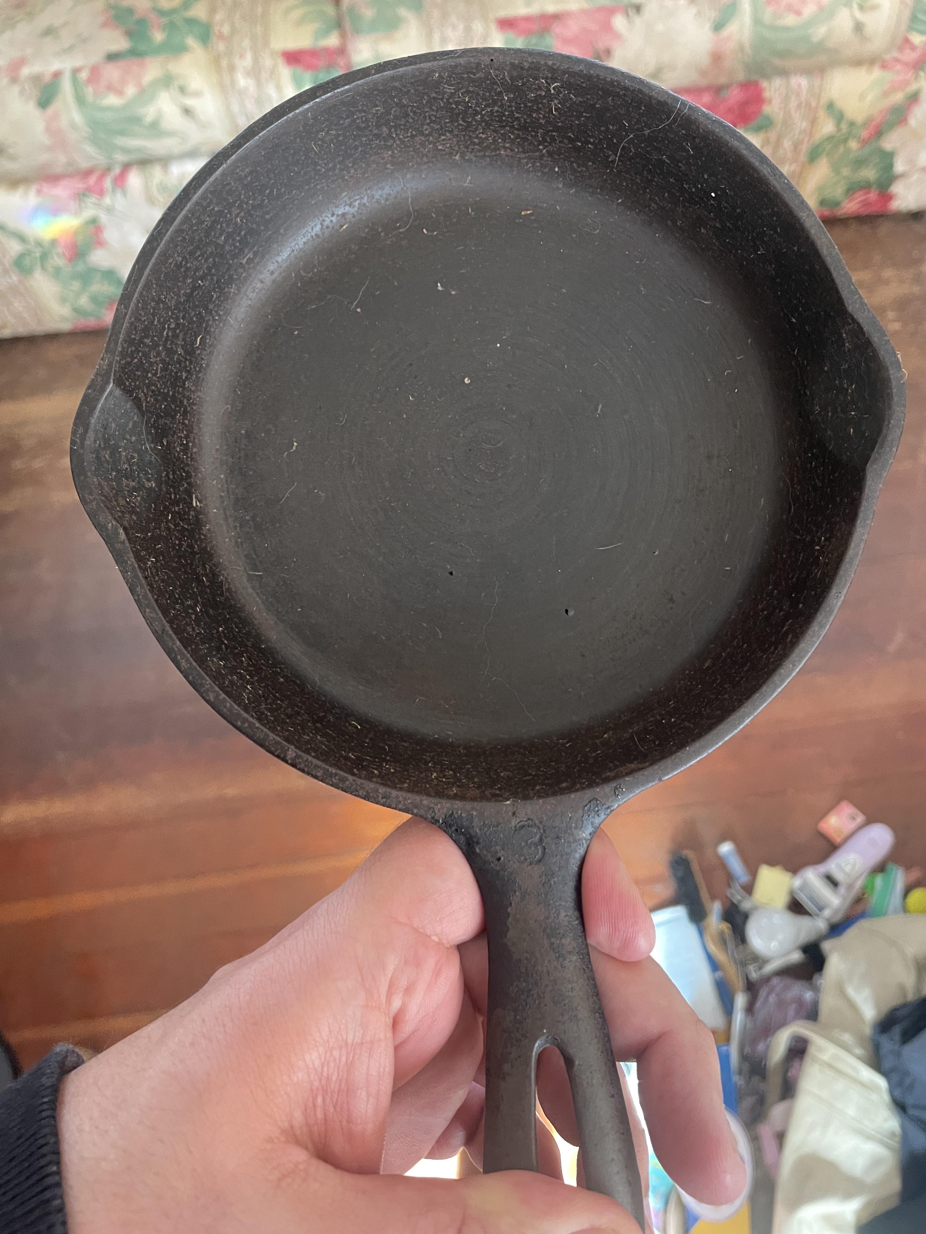 Help identifying a pan | Scrolller