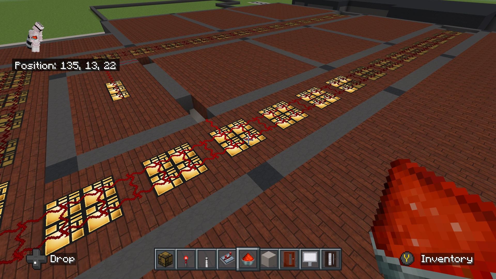 Help with redstone!! | Scrolller