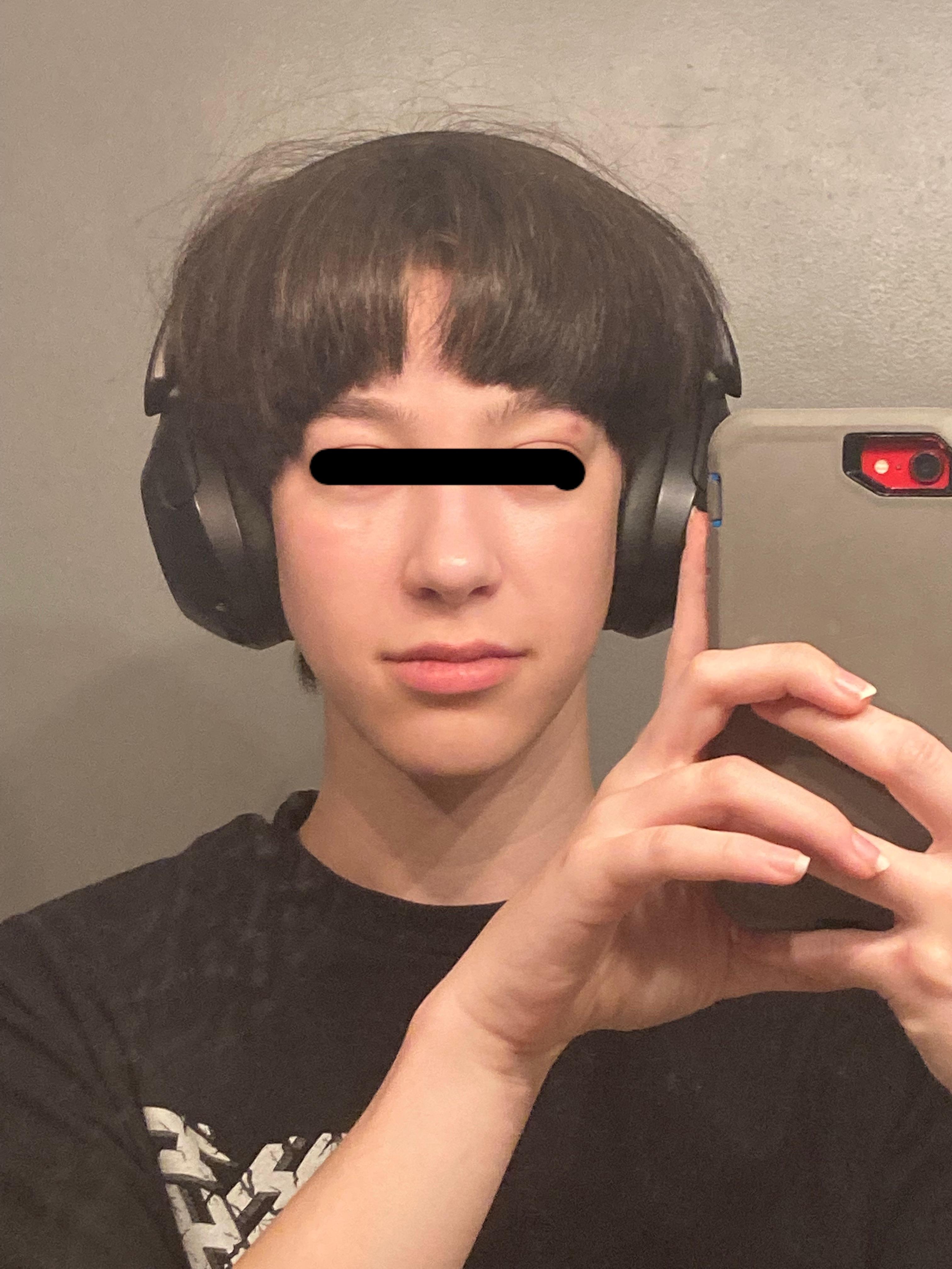 Is my hair black or brown? | Scrolller