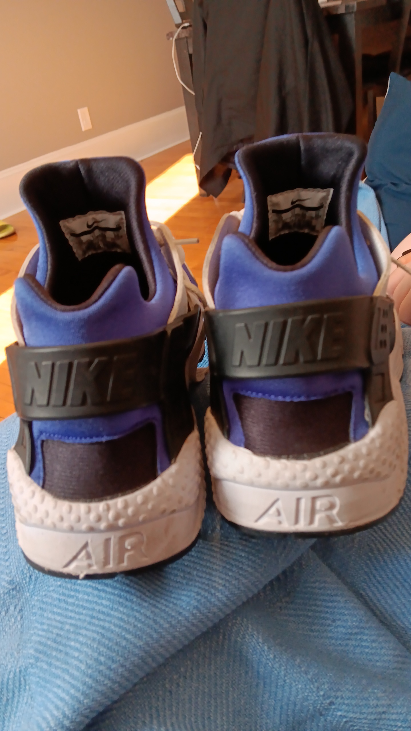 Another alley find... | Scrolller