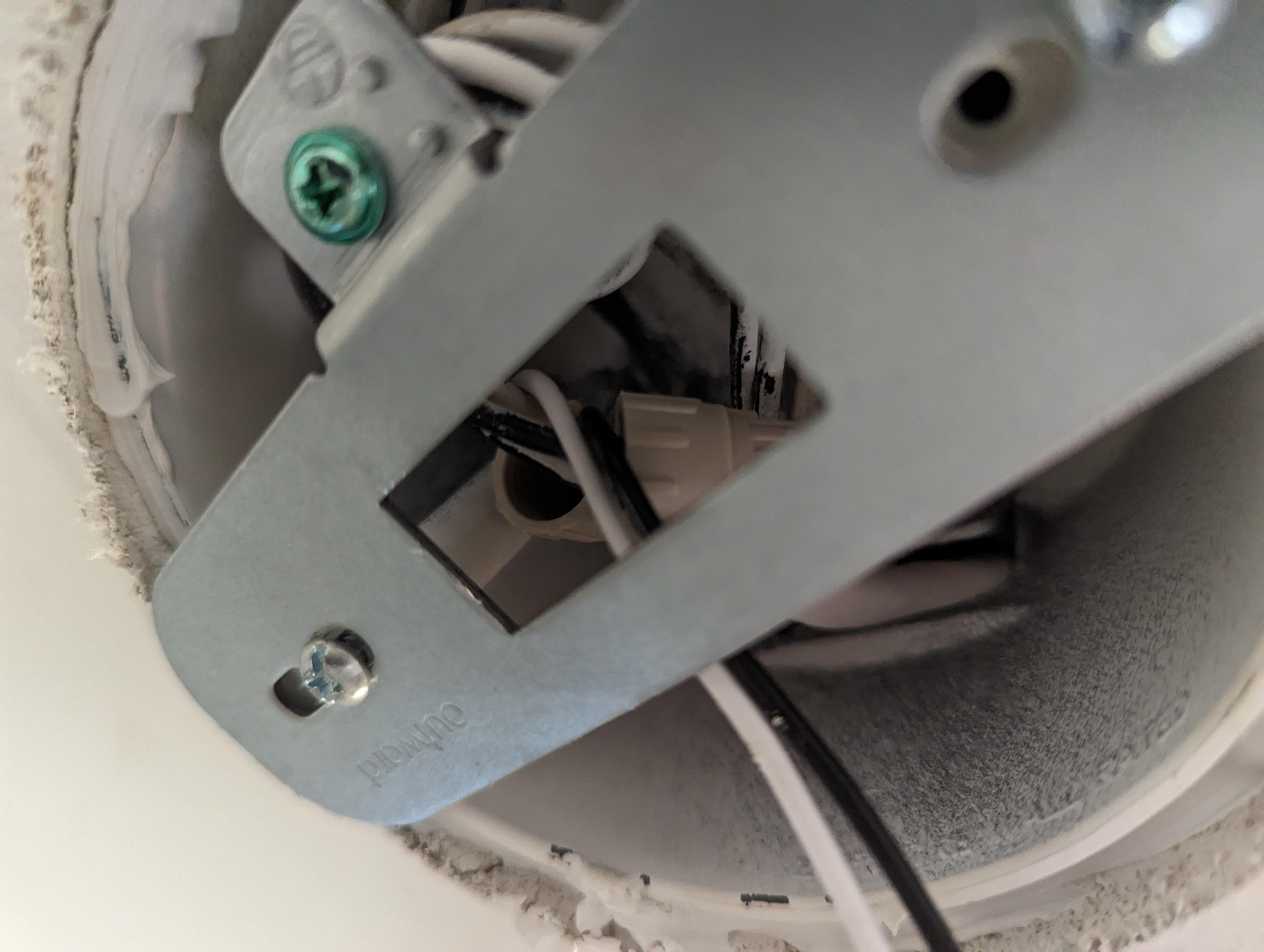 Discover more like Philipshue: Recessed retrofit and Related Content | Scrolller