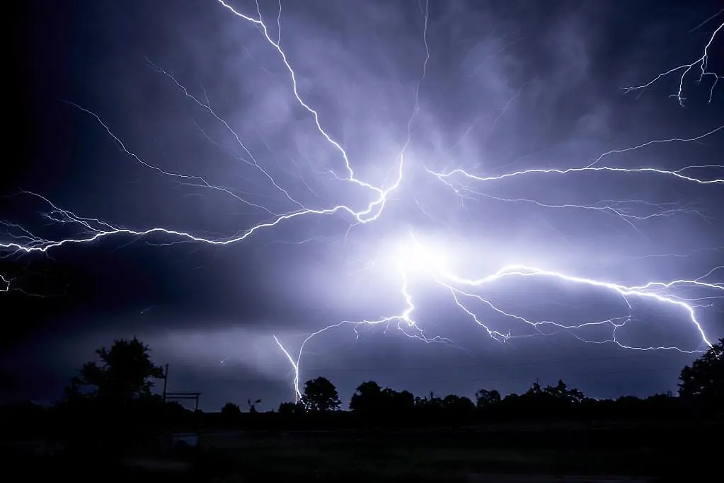 Lightning from Texas | Scrolller