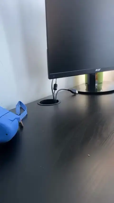 Liquid kitty | Scrolller