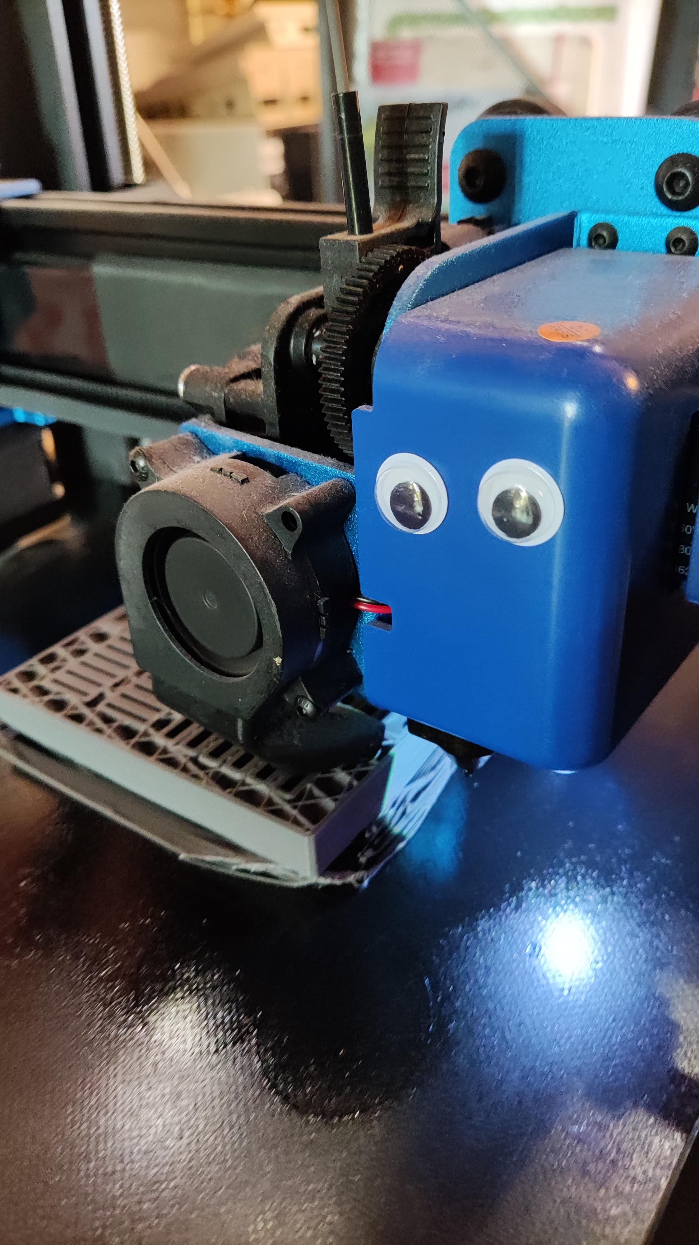 Literally my 3d printer | Scrolller