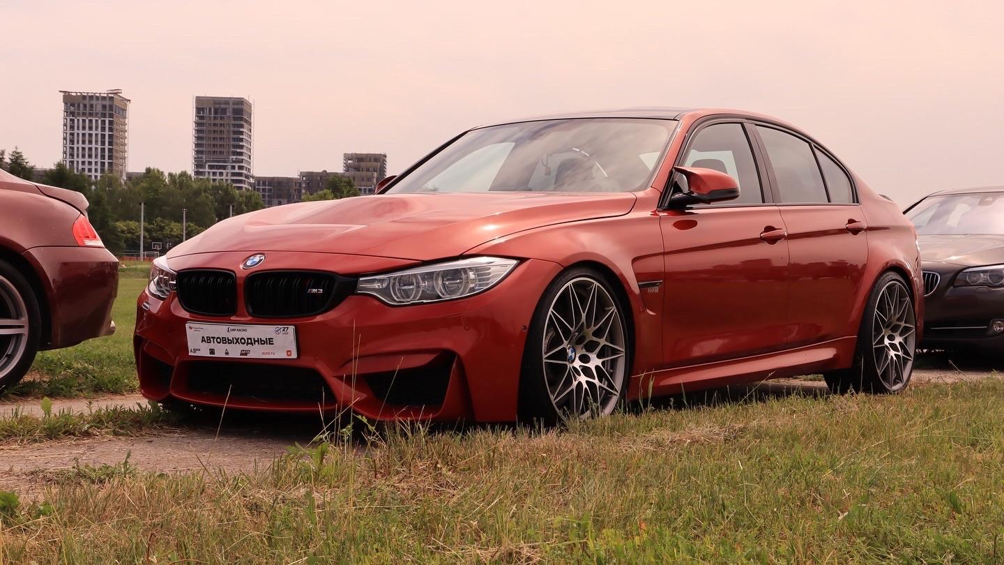 [BMW M3] in a car meet | Scrolller