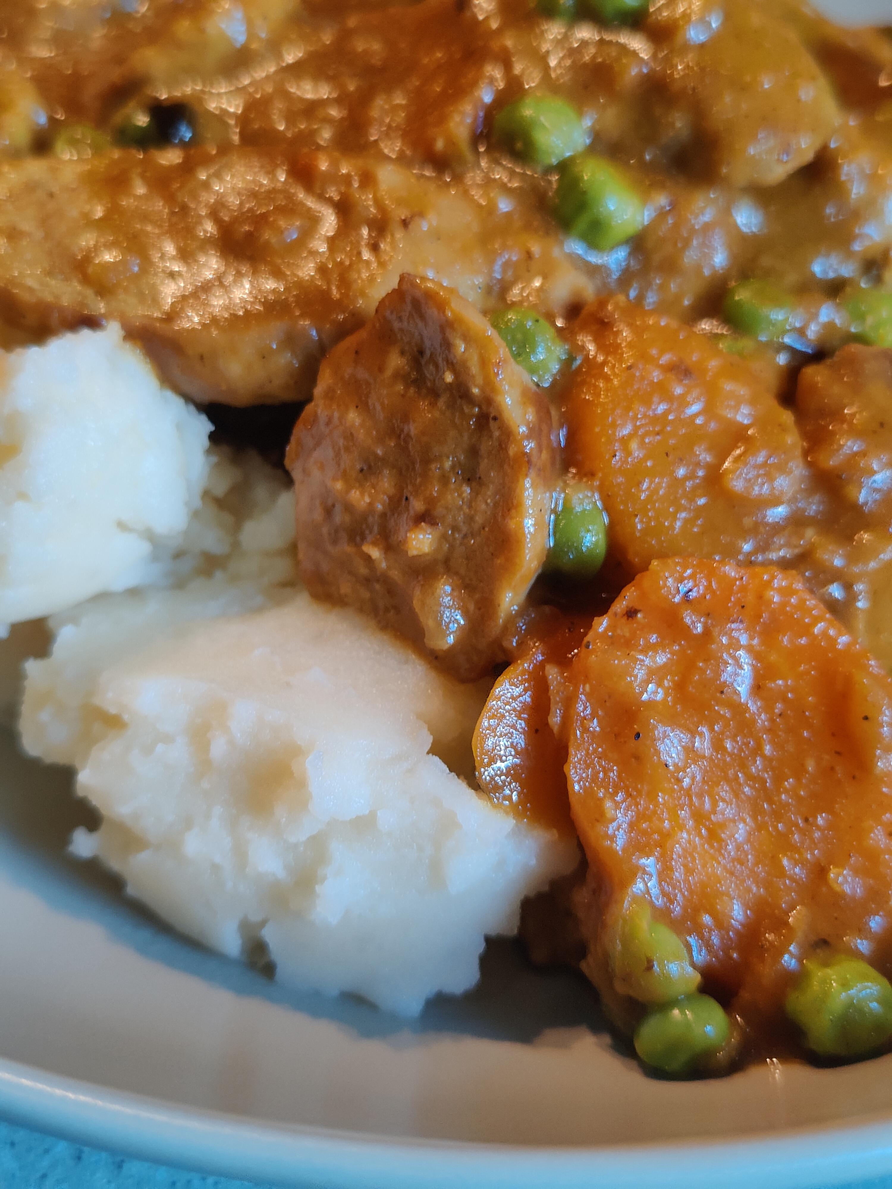 [Homemade] Curried sausage with mashed potato | Scrolller