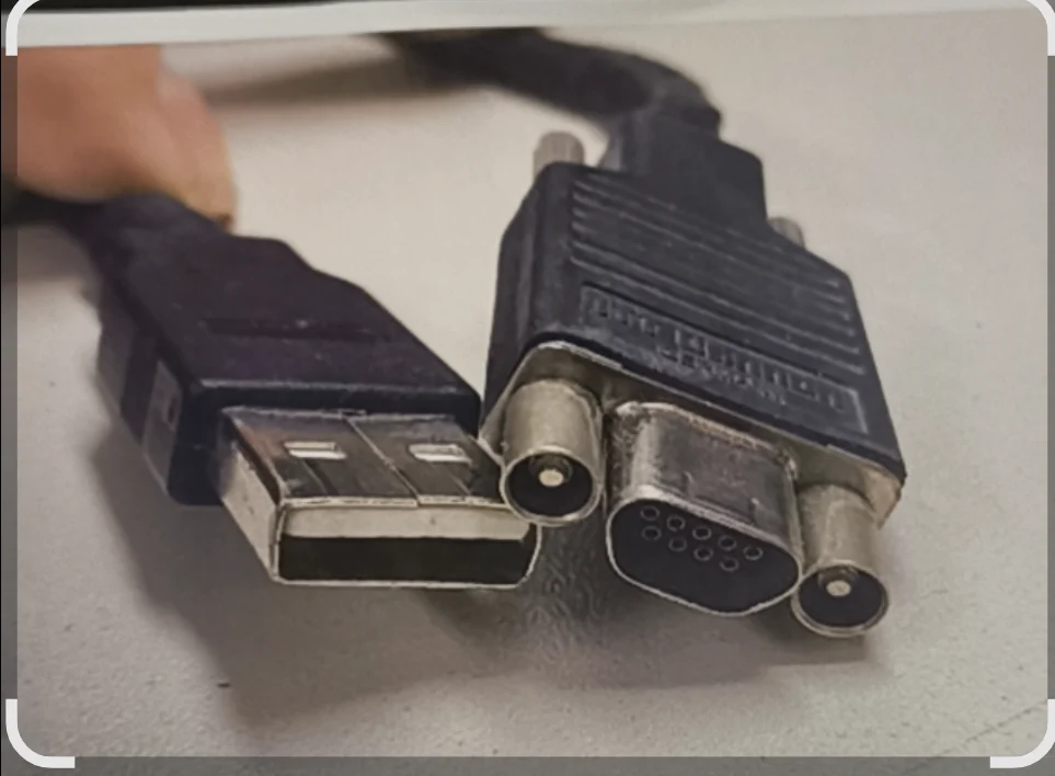Looking for this weird adapter cable | Scrolller