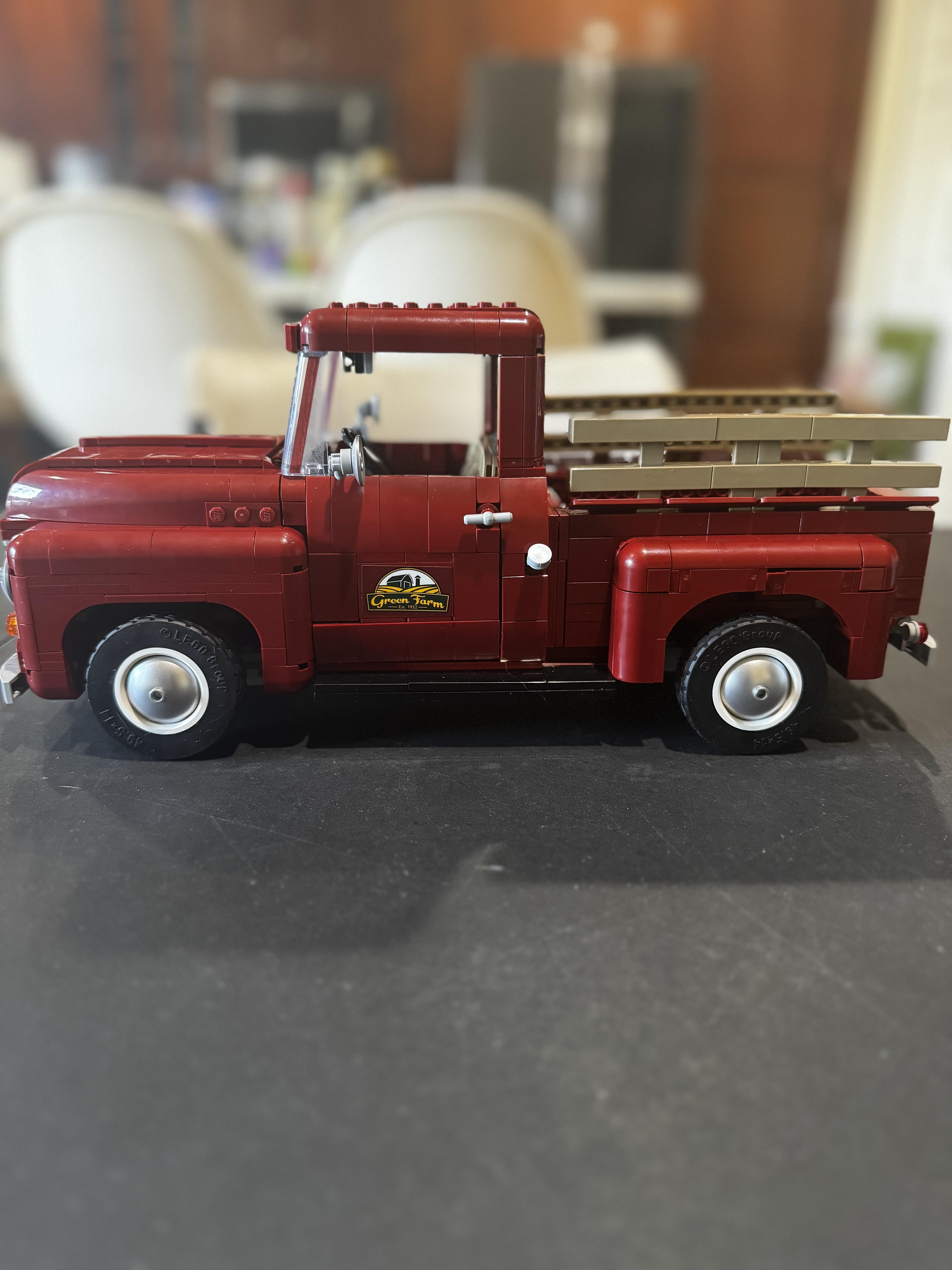 Pickup Truck | Scrolller