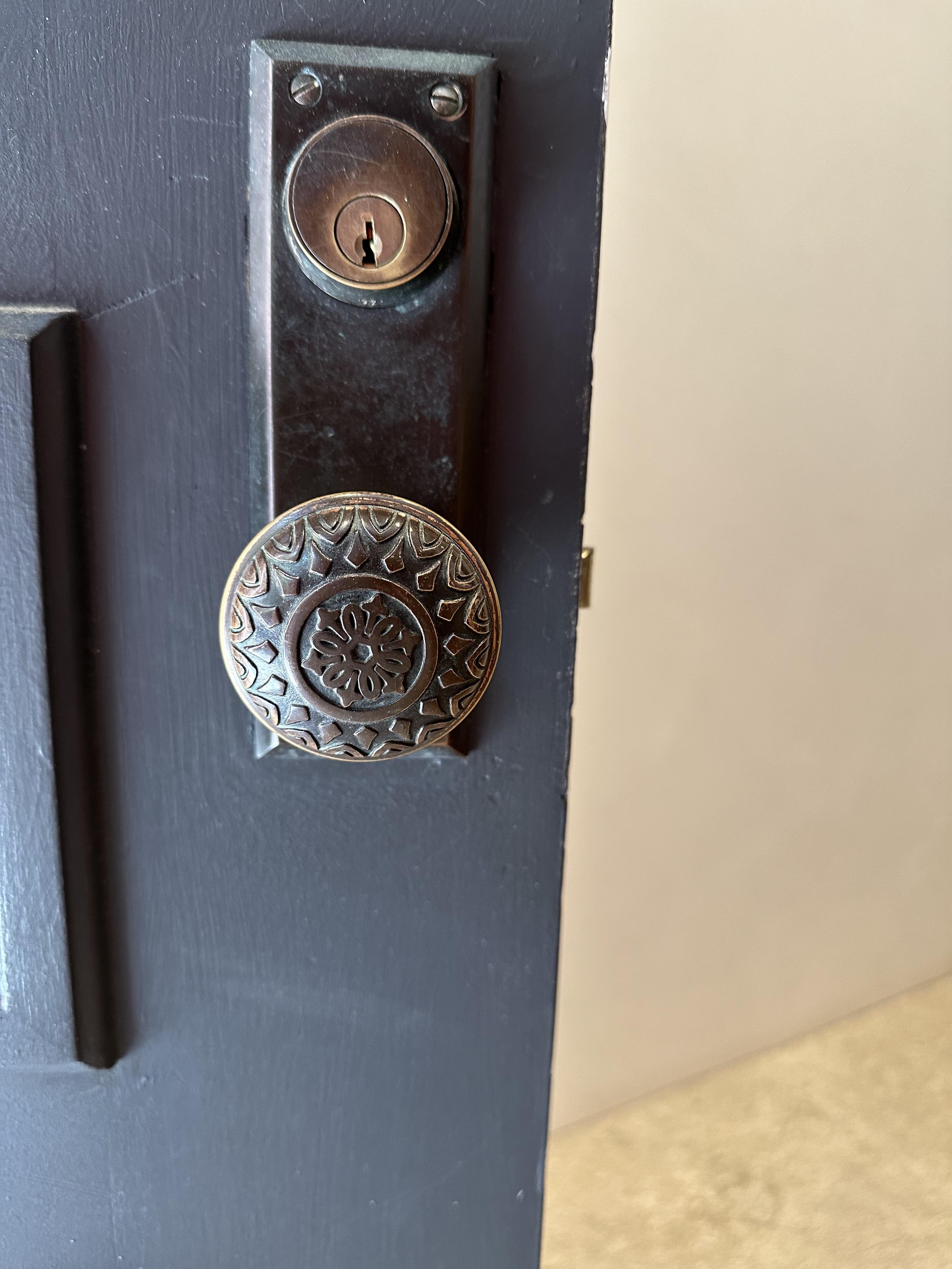 Door Lock Removal | Scrolller